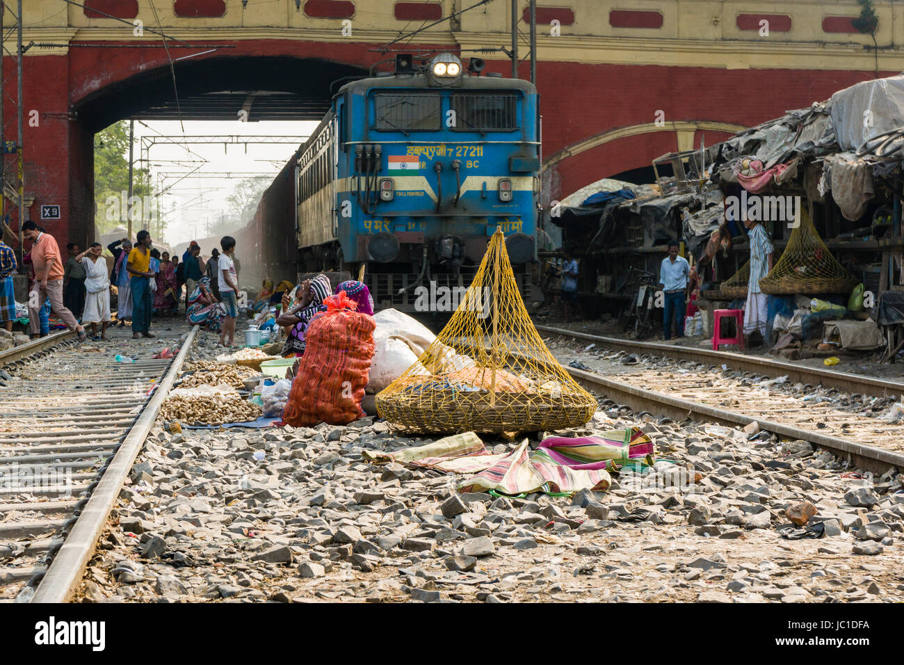 Calcutta kolkata india train station High Resolution Stock Photography ...