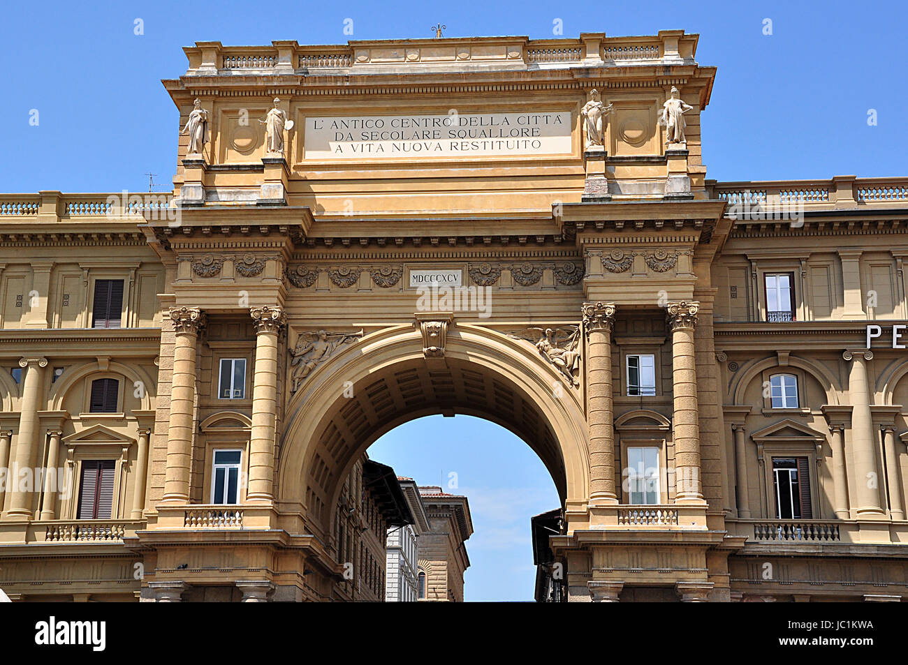 buildings in florence Stock Photo - Alamy