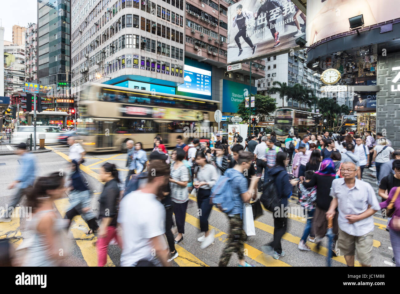 Hong kong pedestrian traffic hi-res stock photography and images - Alamy