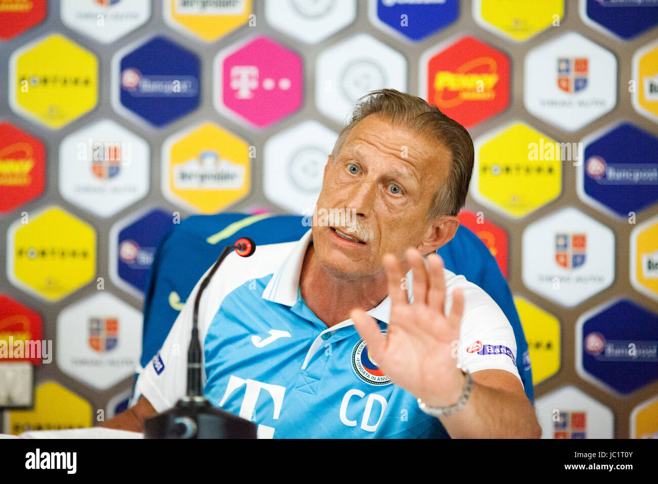 Christoph Daum, Romanian national football team head coach speaks at a ...
