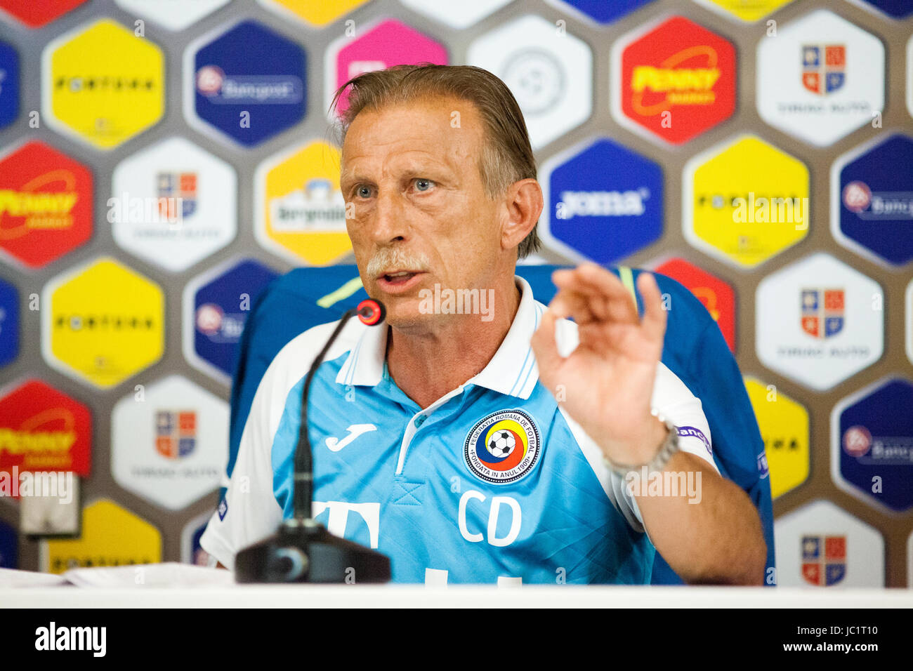 Christoph Daum, Romanian national football team head coach speaks at a ...