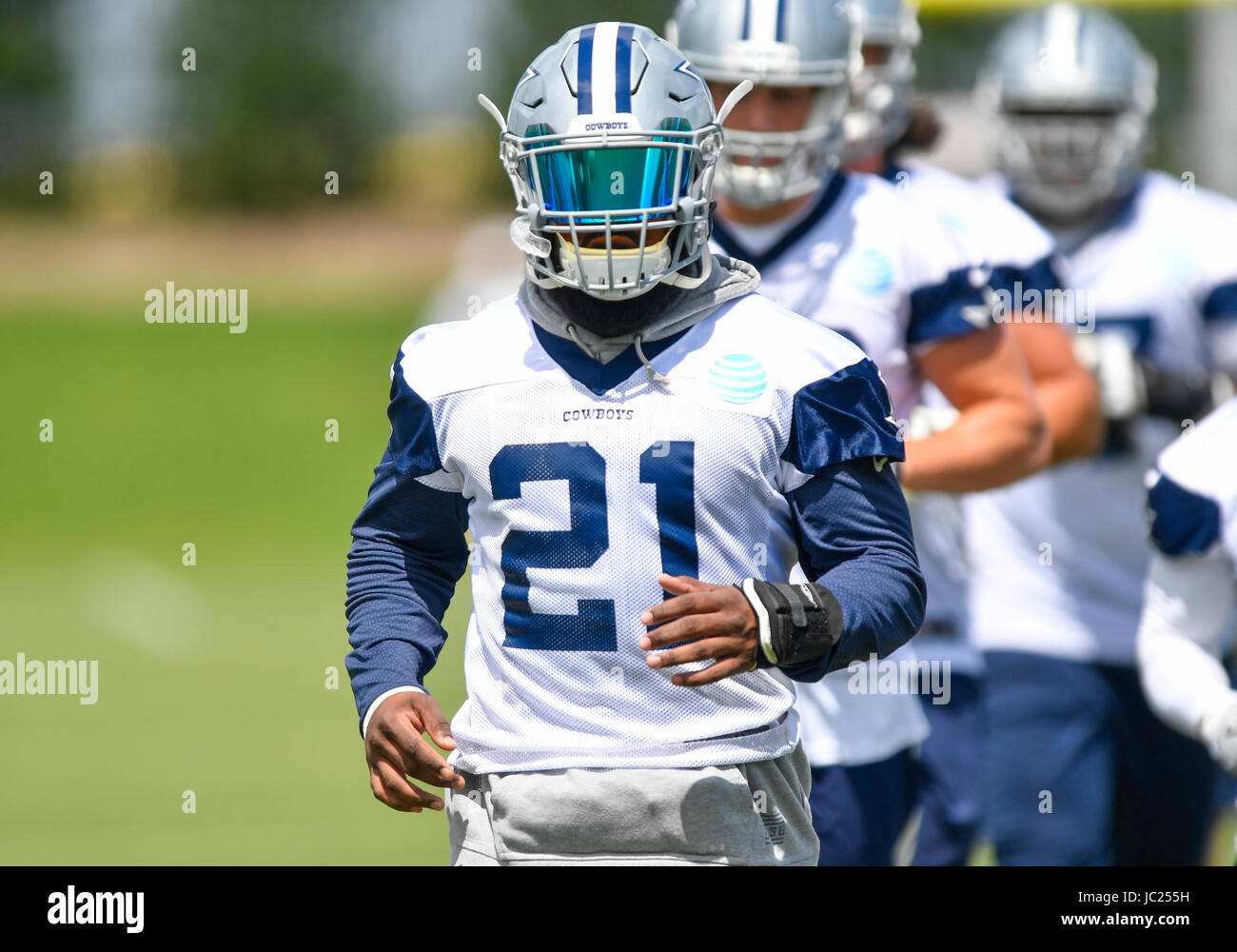Ezekiel elliott 2017 hi-res stock photography and images - Alamy