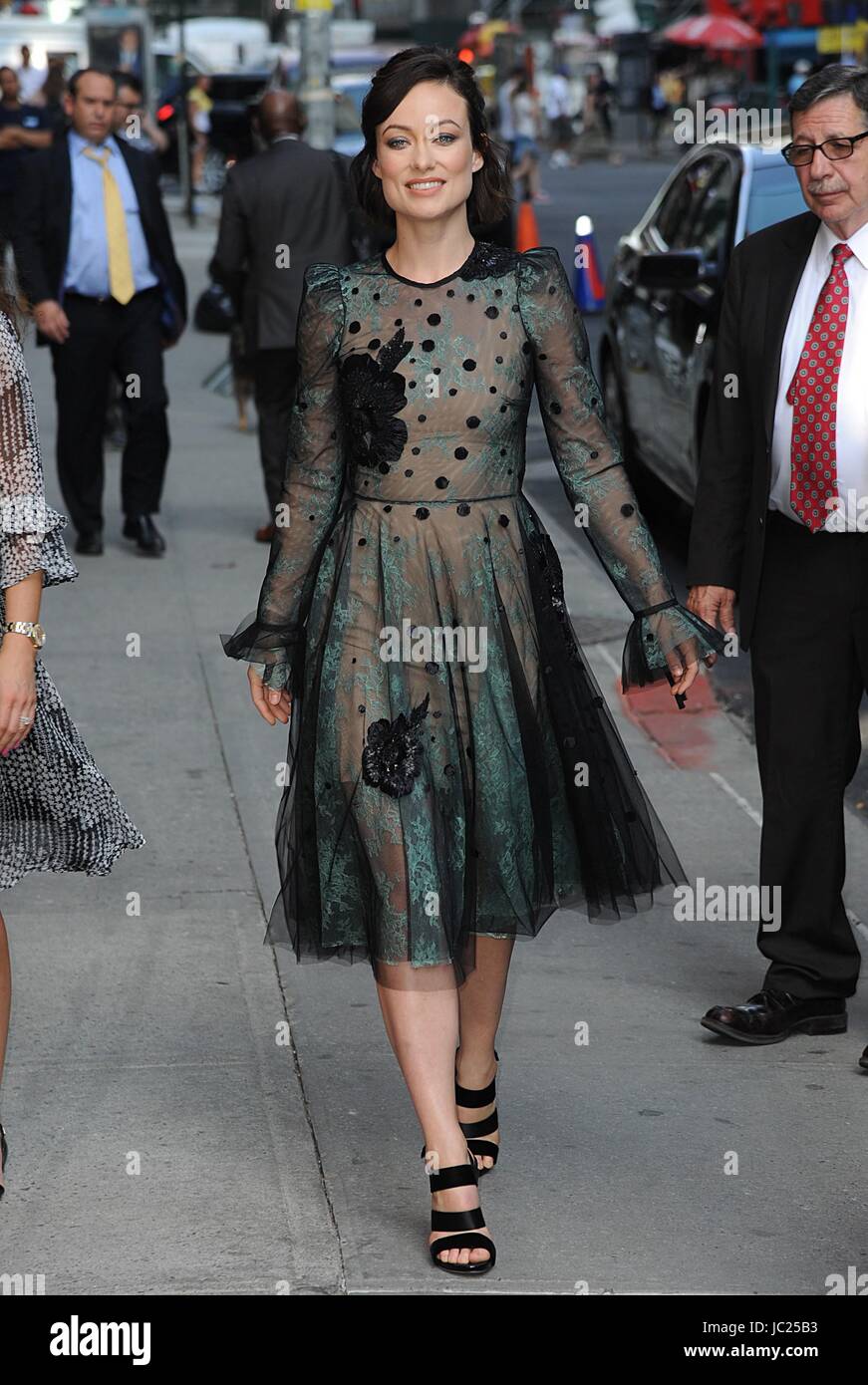 New York, NY, USA. 13th June, 2017. Olivia Wilde out and about for ...