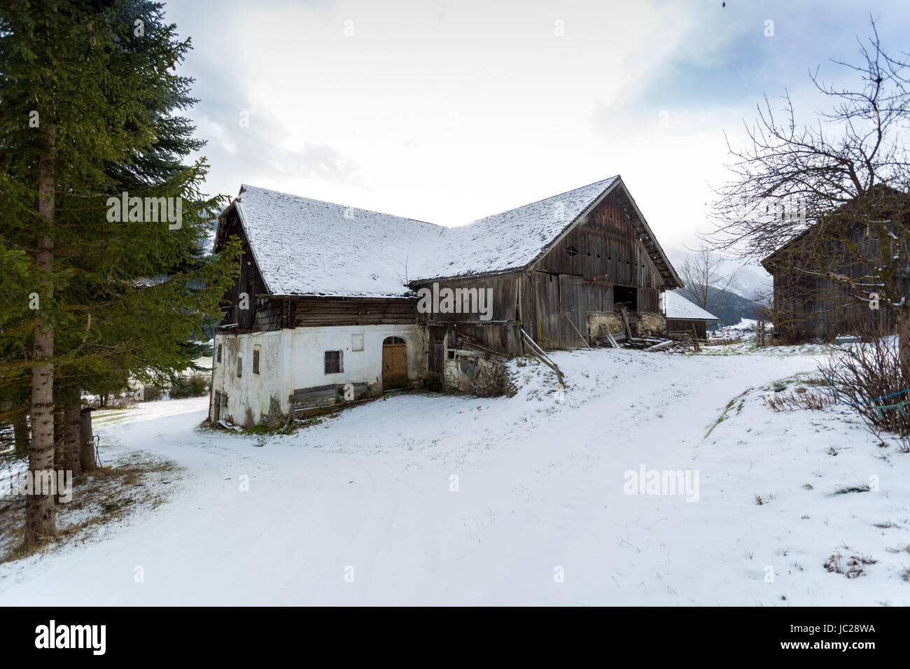 Road in austrian alp valley hi-res stock photography and images - Alamy