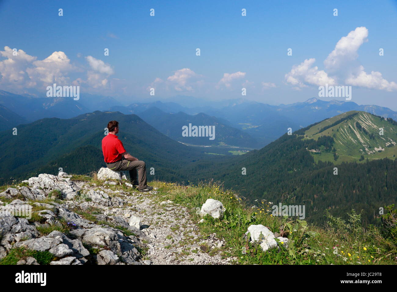 Sitzplatz in den Alpen Stock Photo - Alamy