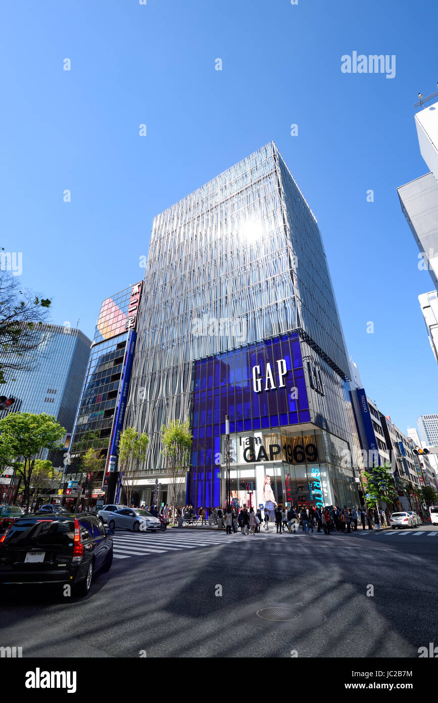 Tokyo crossroad hi-res stock photography and images - Alamy