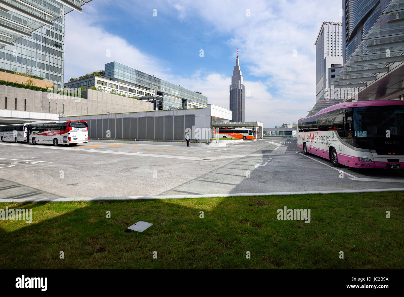 Busta Shinjuku, Shinjuku Expressway Bus Terminal Stock Photo - Alamy