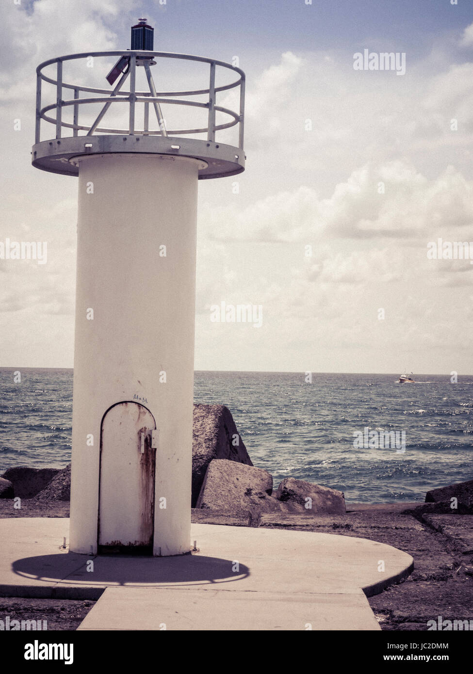 Navigation lighting hi-res stock photography and images - Alamy