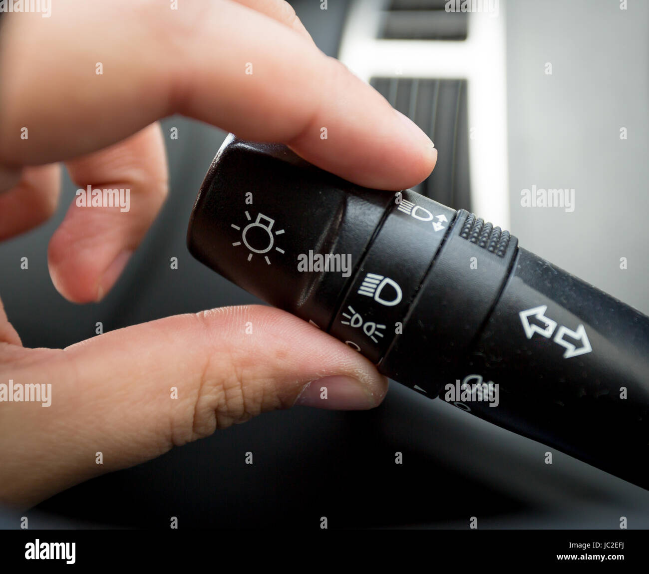 Dashboard turn indicator light hi-res stock photography and images - Alamy