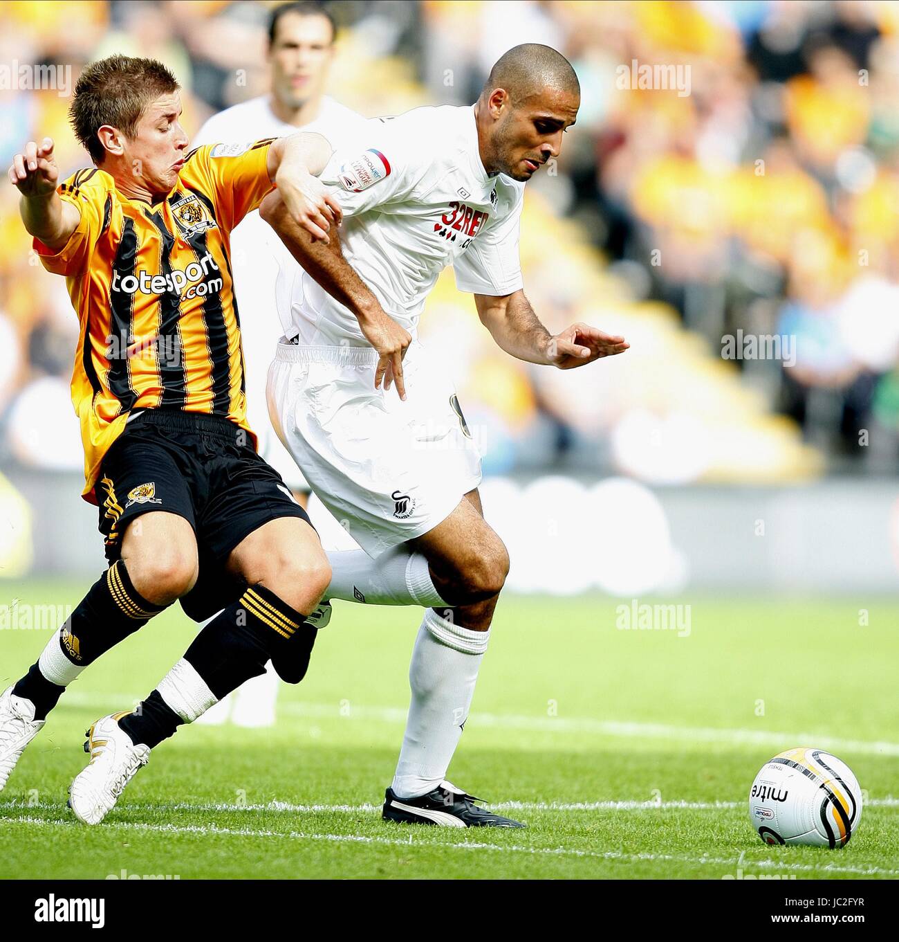 TOM CAIRNEY & DARREN PRATLEY HULL CITY V SWANSEA CITY KC STADIUM HULL ...