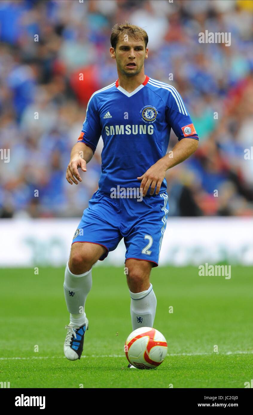 Chelsea fc branislav ivanovic hi-res stock photography and images - Alamy