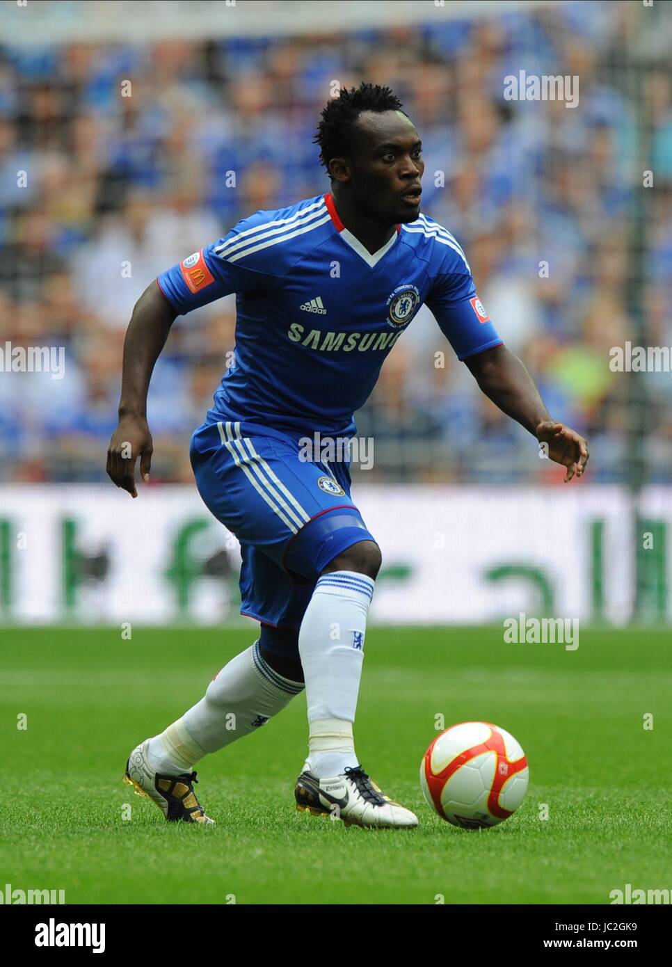 MICHAEL ESSIEN CHELSEA FC WEMBLEY LONDON ENGLAND 08 August 2010 Stock ...