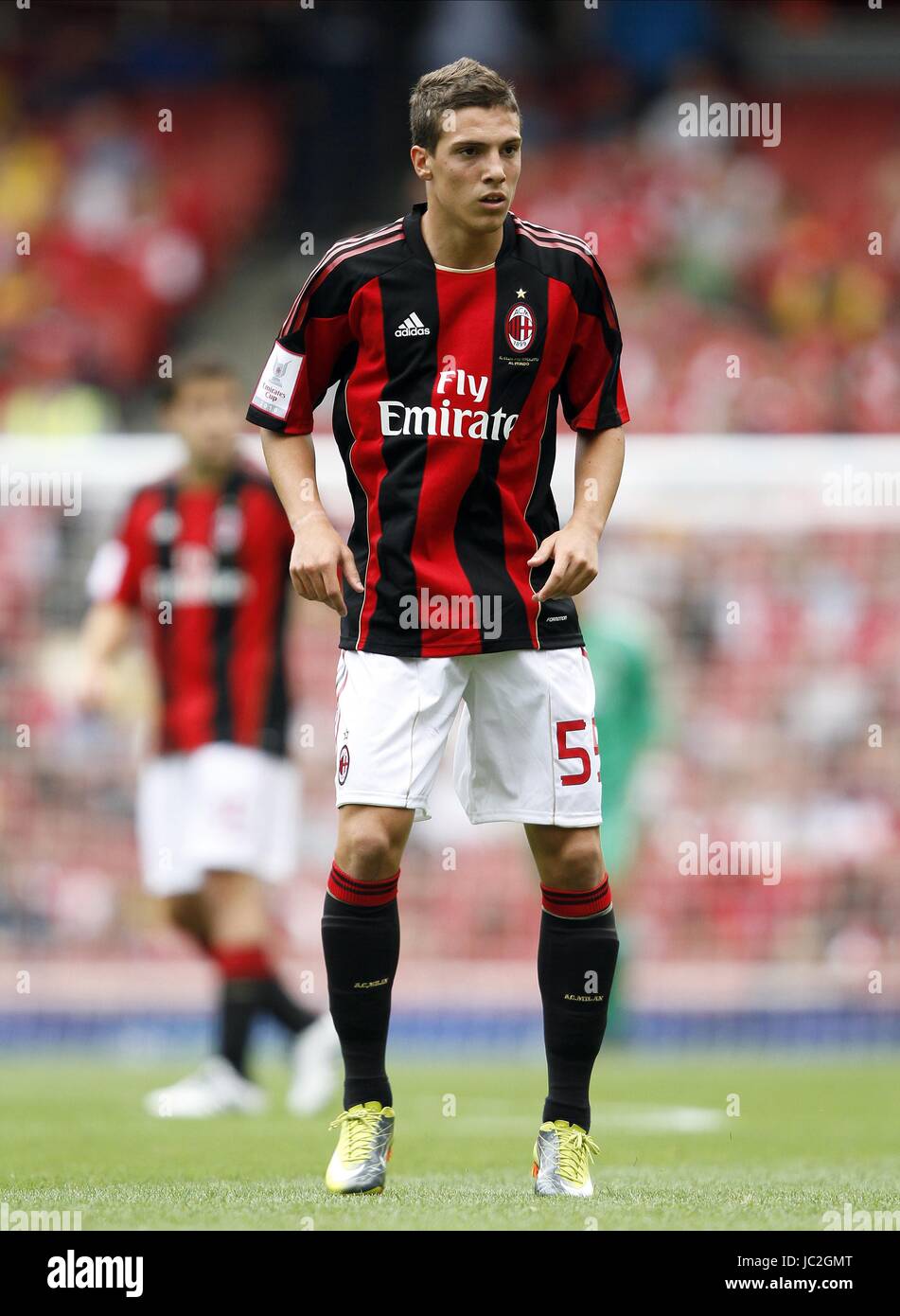 SIMONE VERDI AC MILAN AC MILAN EMIRATES STADIUM LONDON ENGLAND 01 ...