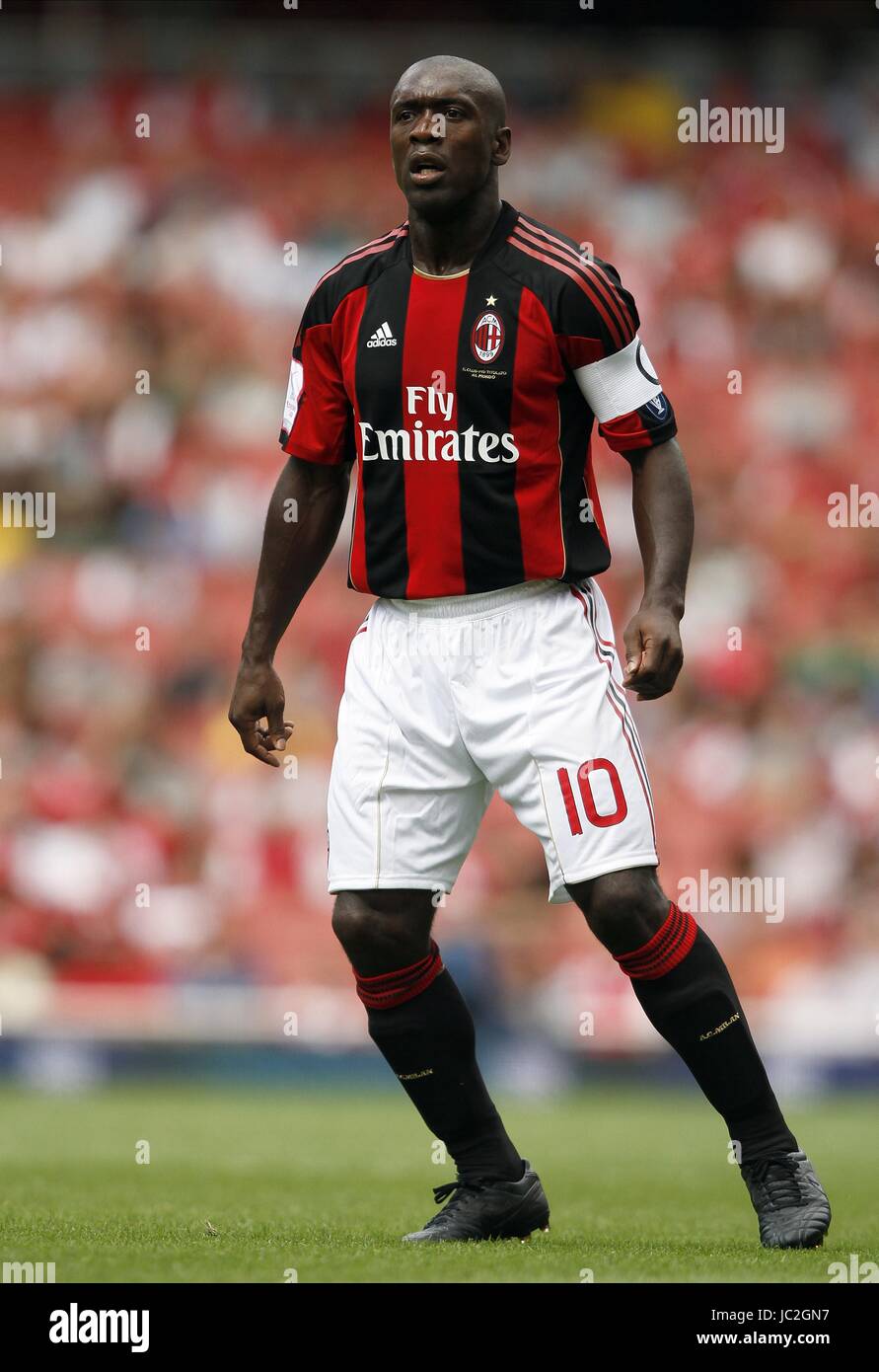 CLARENCE SEEDORF AC MILAN AC MILAN EMIRATES STADIUM LONDON ENGLAND 01 ... CLARENCE SEEDORF AC MILAN AC MILAN EMIRATES STADIUM LONDON ENGLAND 01 ...