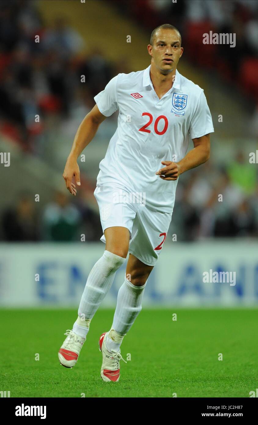 BOBBY ZAMORA ENGLAND WEMBLEY STADIUM LONDON ENGLAND 11 August 2010 ...