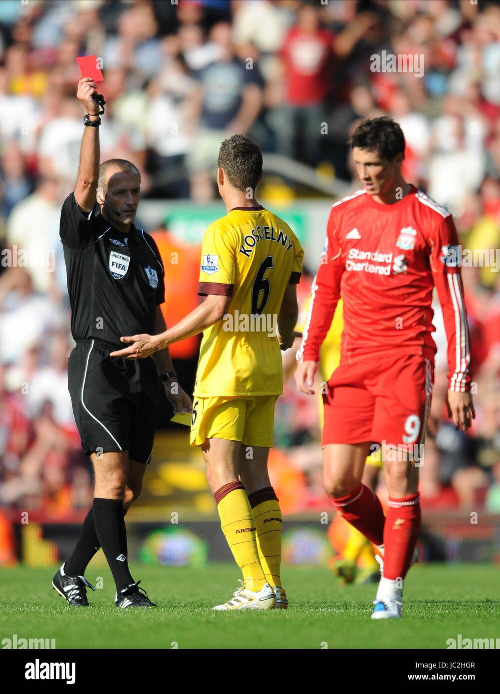Football referee sent off hi-res stock photography and images - Alamy