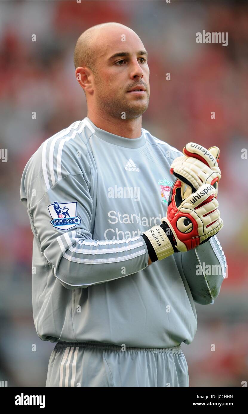 PEPE REINA LIVERPOOL FC LIVERPOOL FC ANFIELD LIVERPOOL ENGLAND 15 ...
