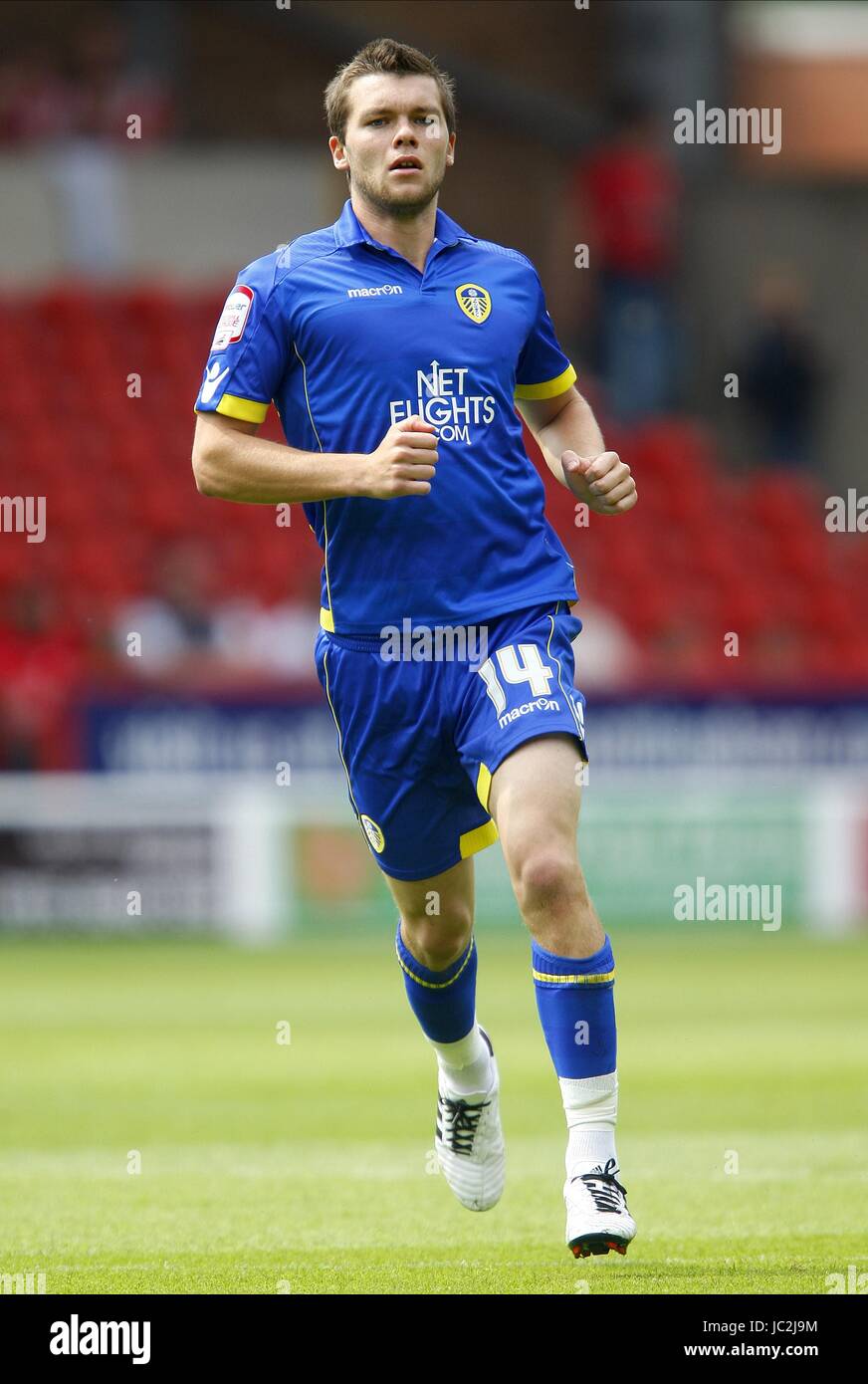 JONATHAN HOWSON LEEDS UNITED FC LEEDS UNITED FC CITY GROUND NOTTINGHAM ...