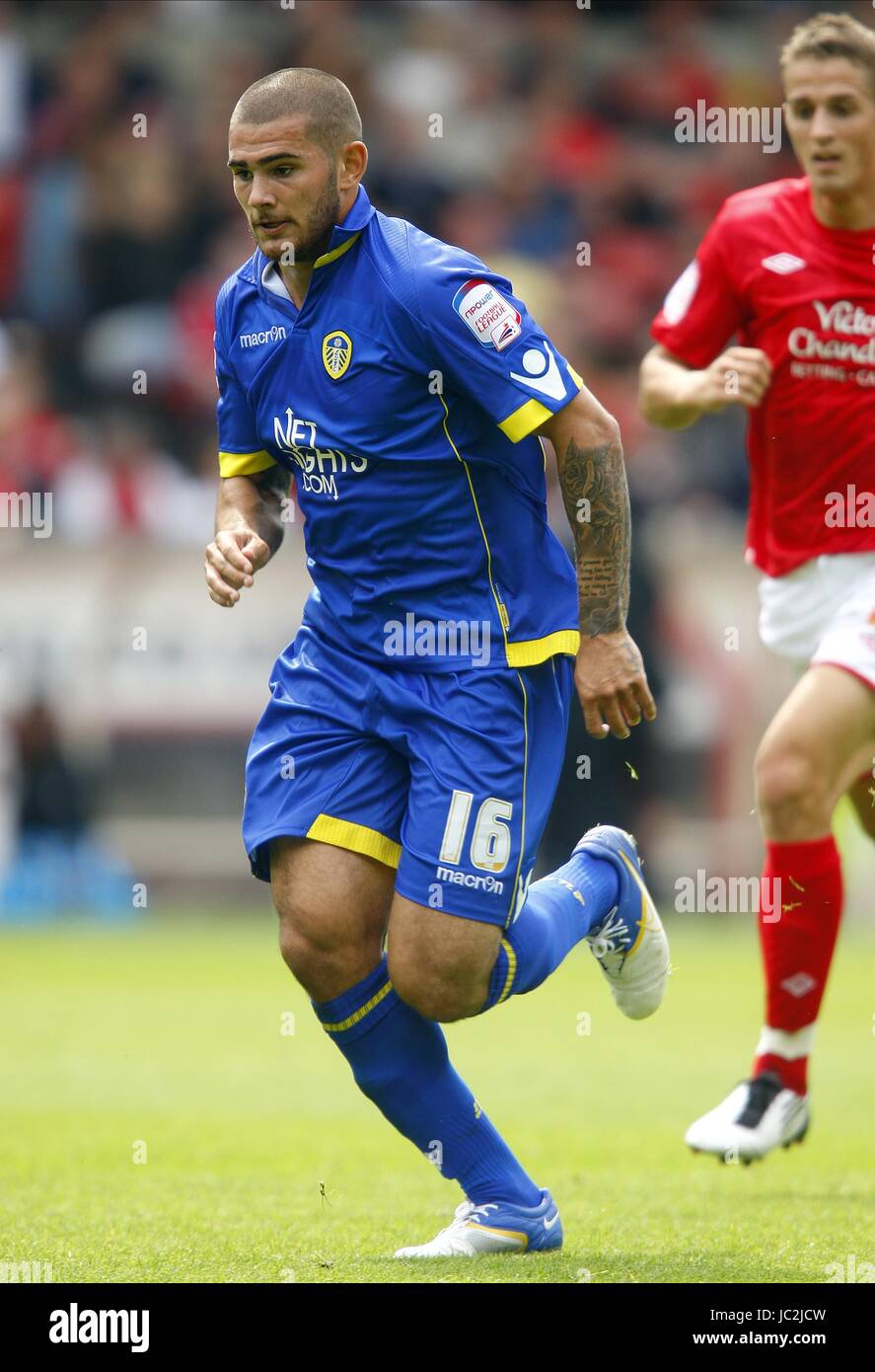 BRADLEY JOHNSON LEEDS UNITED FC LEEDS UNITED FC CITY GROUND NOTTINGHAM ...