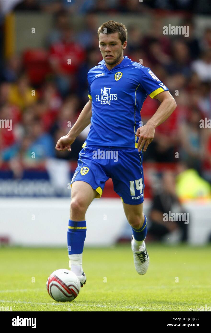 JONATHAN HOWSON LEEDS UNITED FC LEEDS UNITED FC CITY GROUND NOTTINGHAM ...