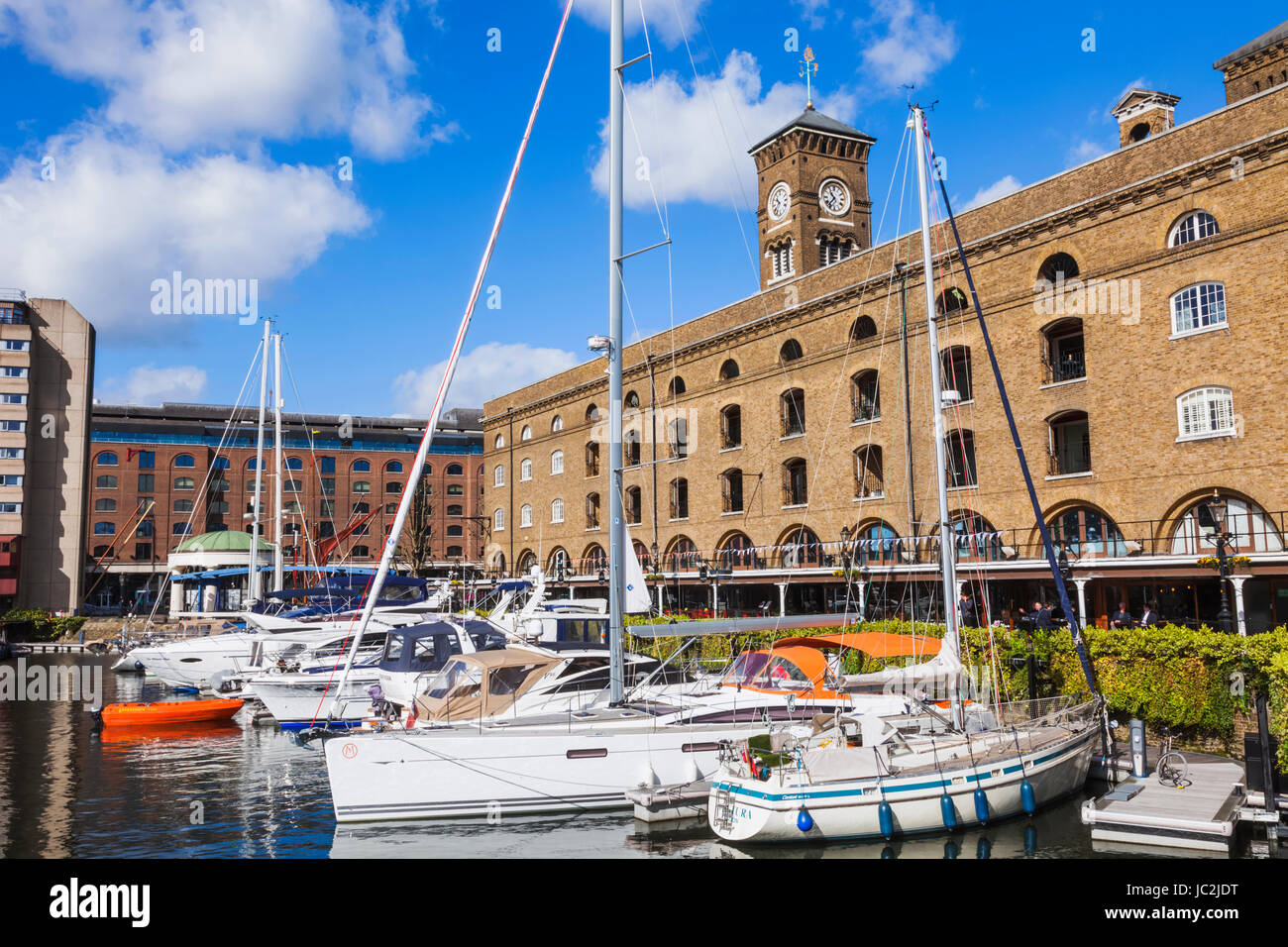 Britain docks hi-res stock photography and images - Alamy