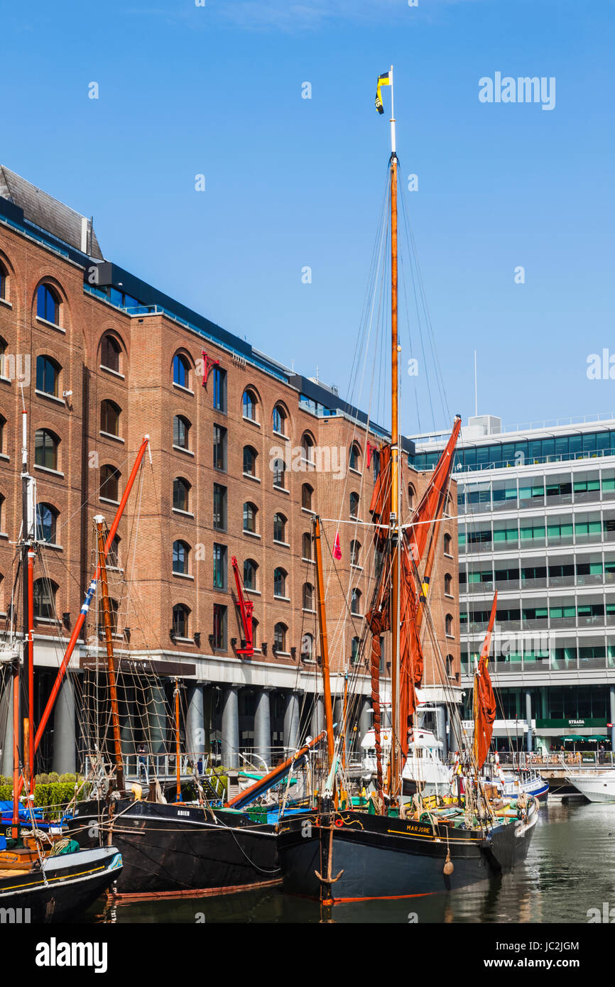 England, London, Wapping, St.Katharine Docks Stock Photo - Alamy