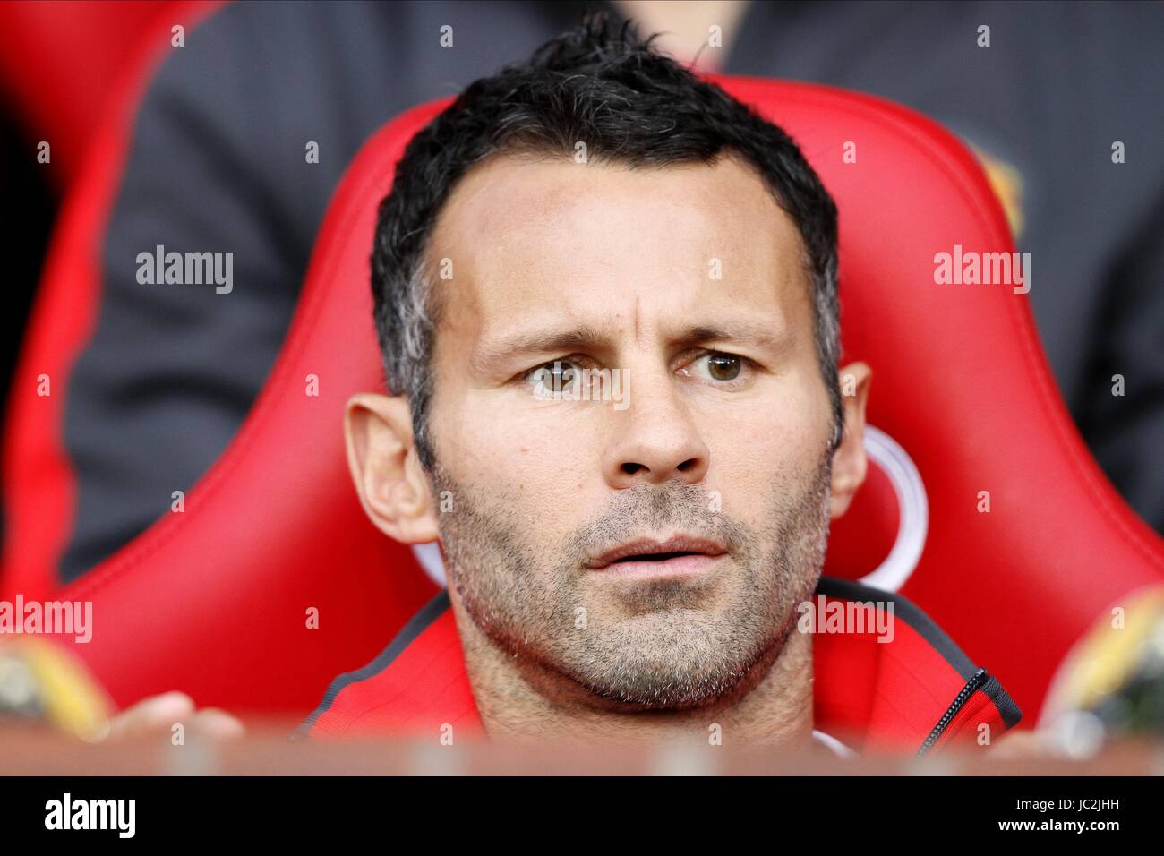 RYAN GIGGS MANCHESTER UNITED FC MANCHESTER UNITED FC OLD TRAFFORD ...