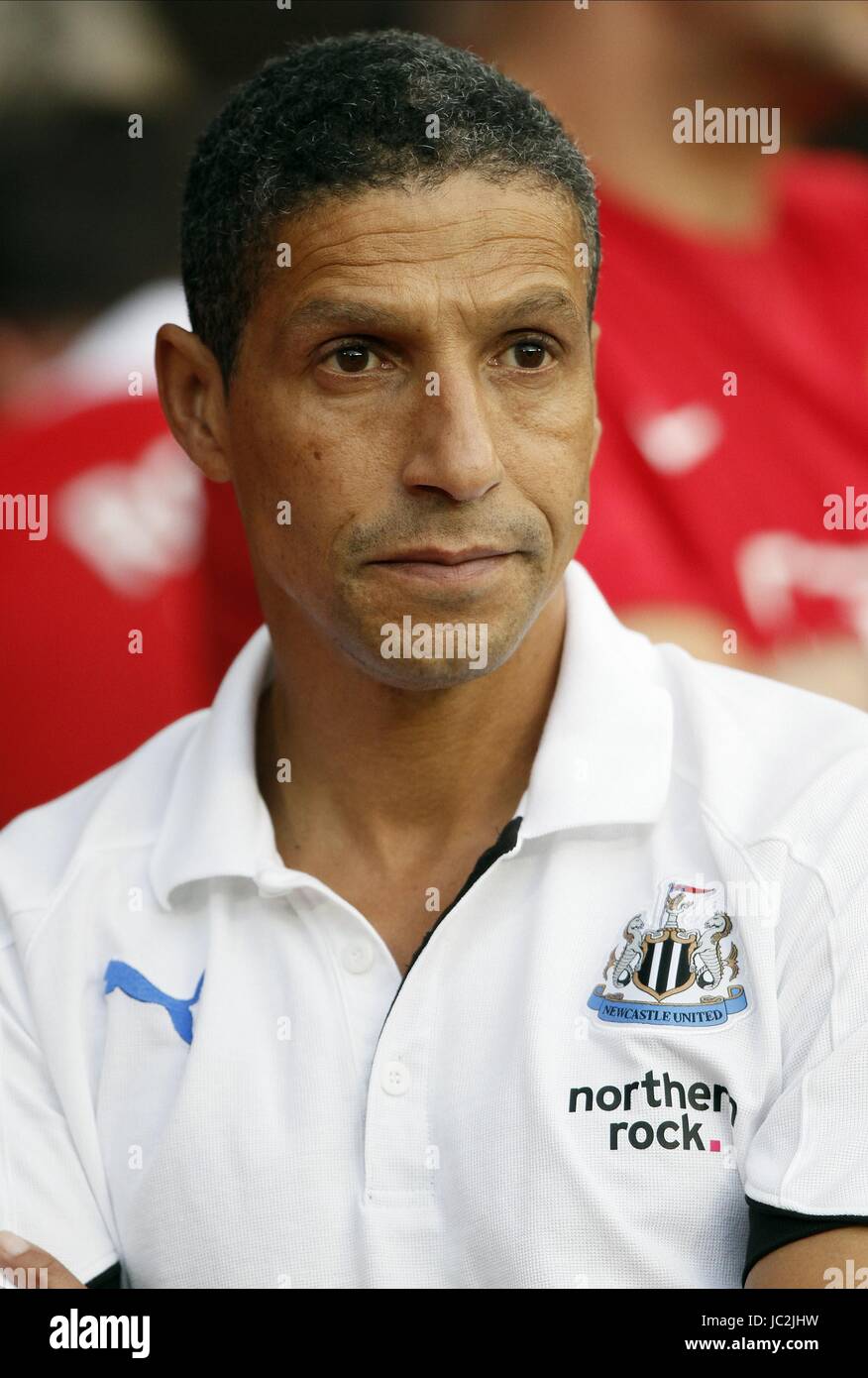 Newcastle united manager chris hughton hi-res stock photography and ...