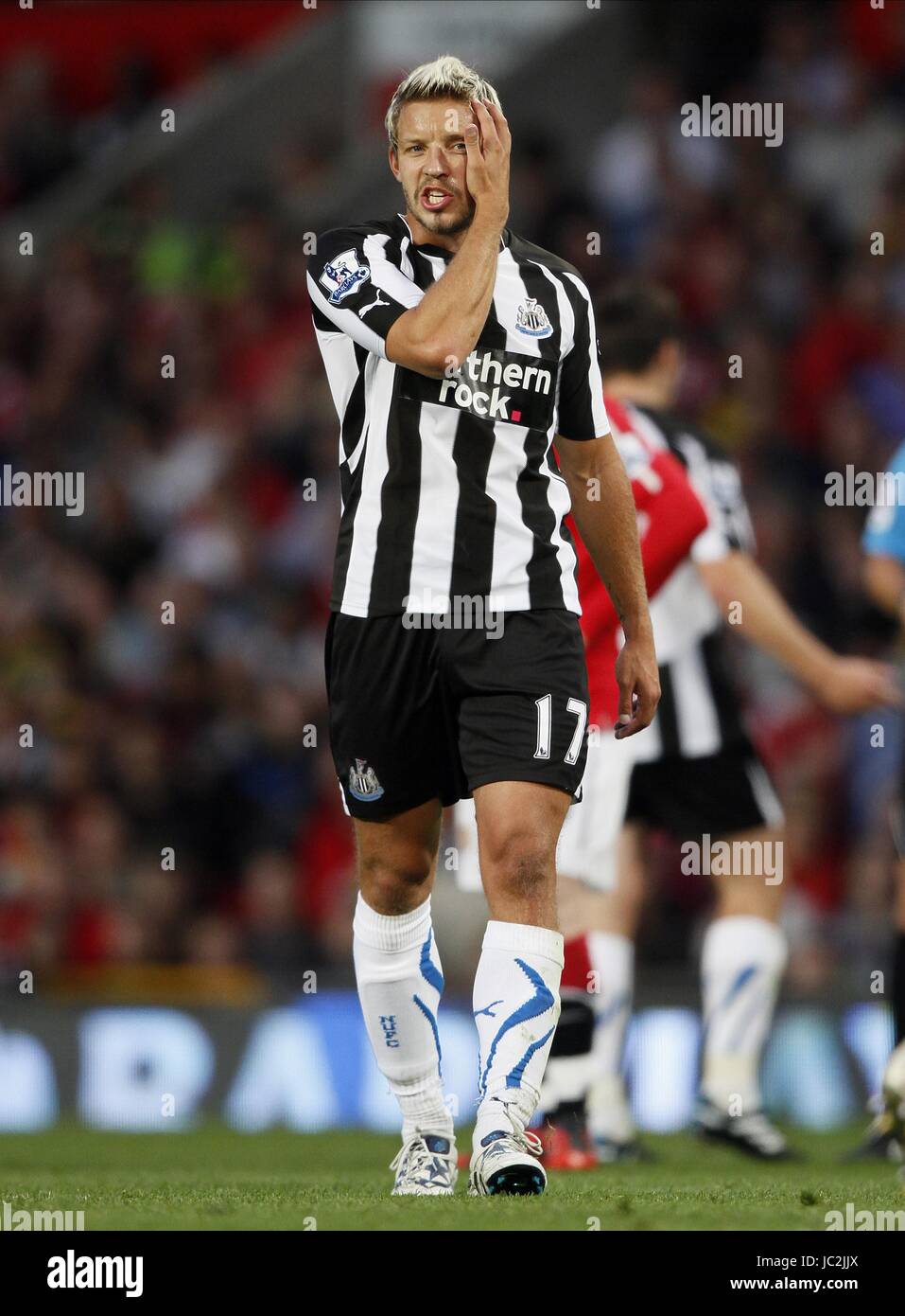 ALAN SMITH NEWCASTLE UNITED FC NEWCASTLE UNITED FC OLD TRAFFORD ...