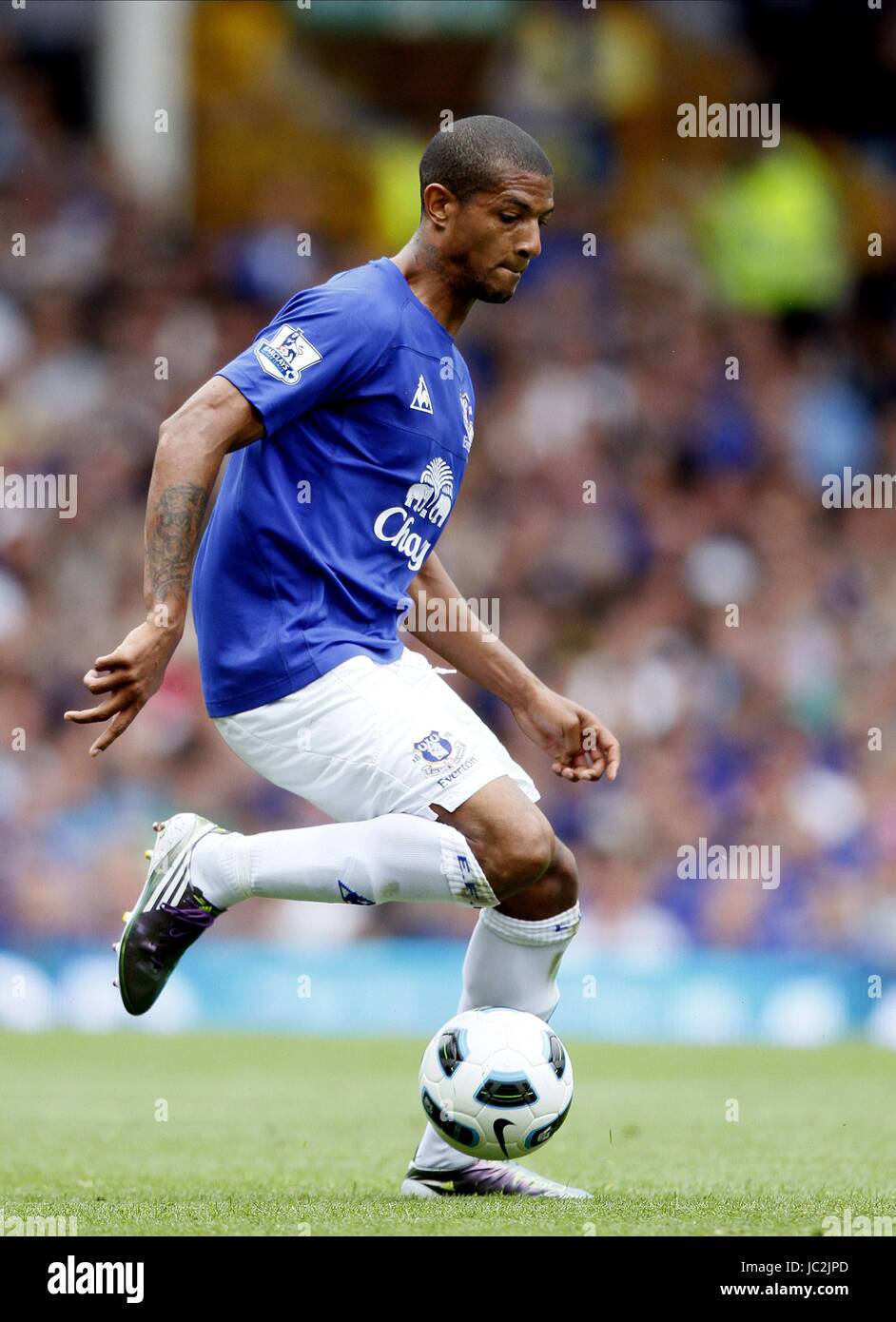 JERMAINE BECKFORD EVERTON V WOLVES GOODISON PARK LIVERPOOL ENGLAND 21 ...