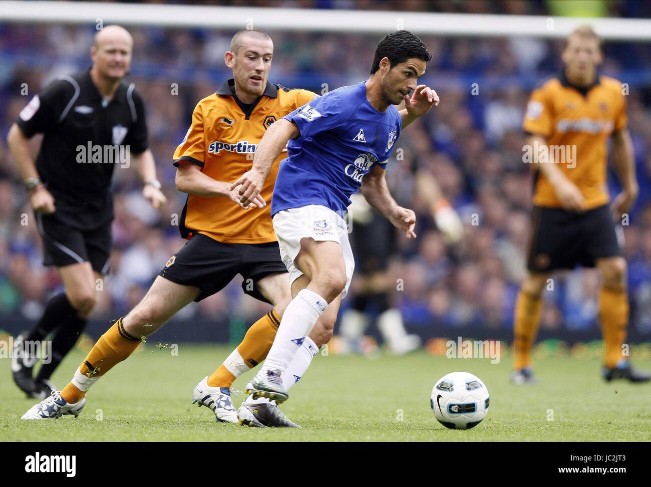 Everton liverpool goodison jones hi-res stock photography and images ...