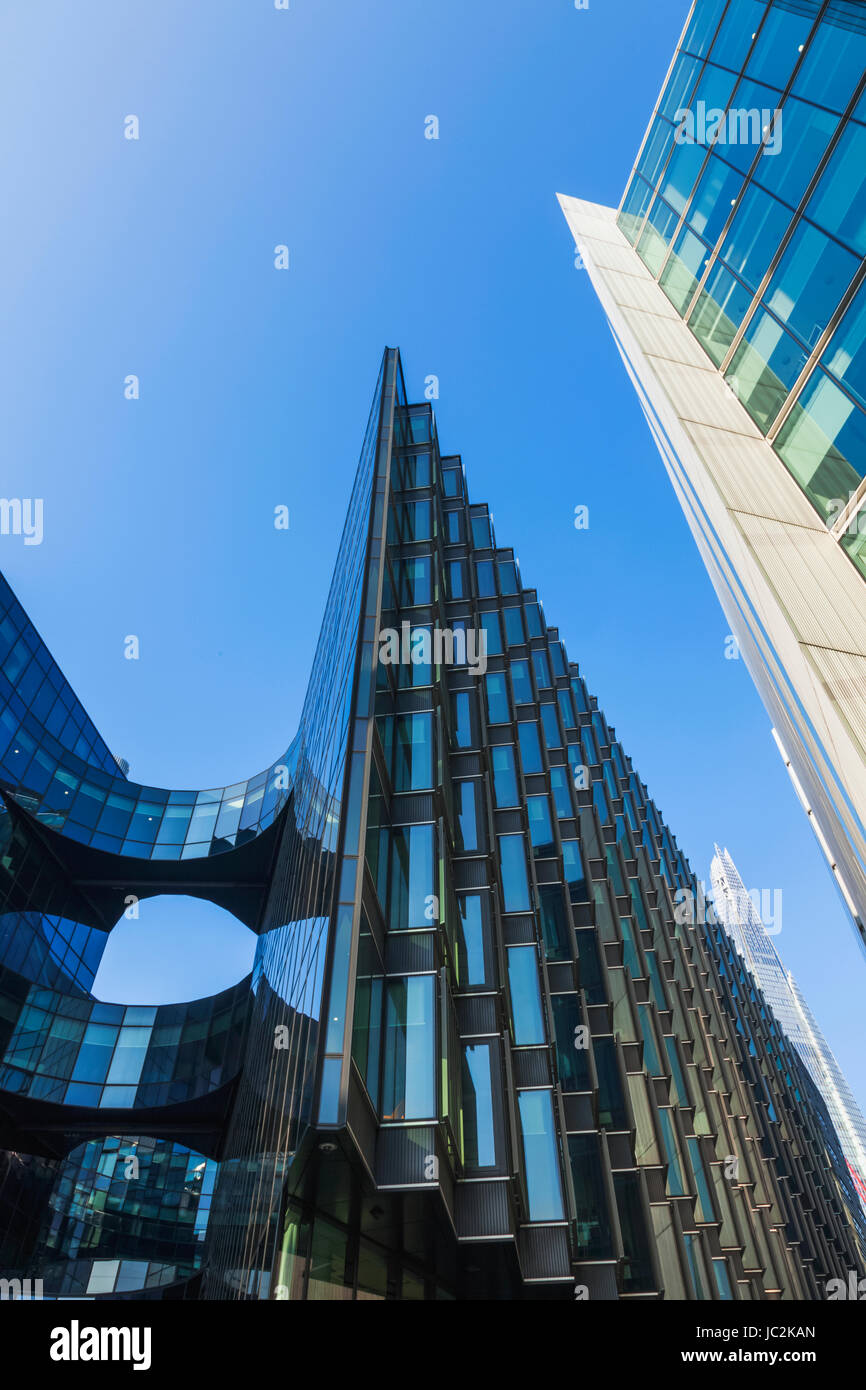 Pwc offices uk hi-res stock photography and images - Alamy