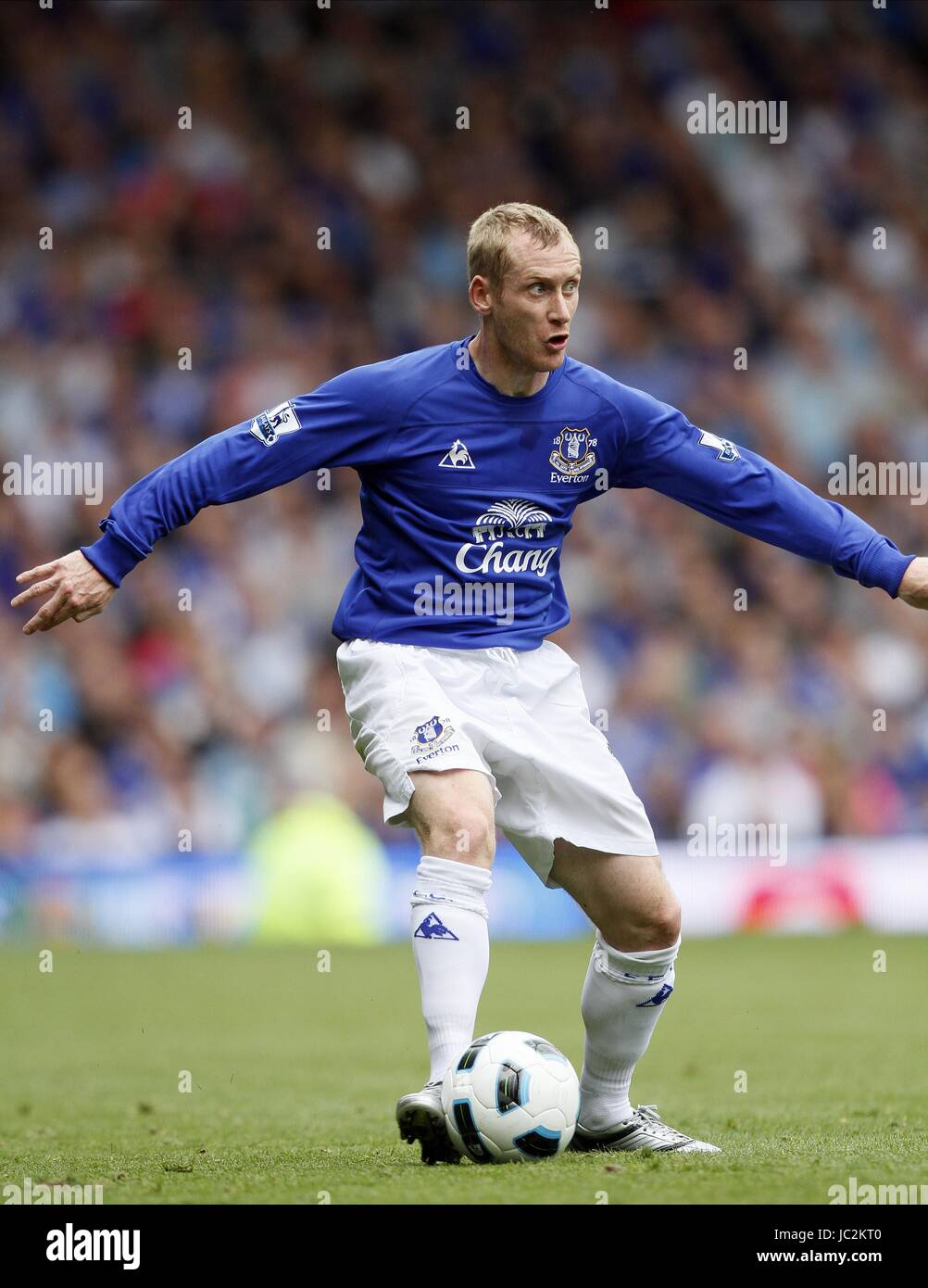 TONY HIBBERT EVERTON FC EVERTON FC GOODISON PARK LIVERPOOL ENGLAND 21 ...