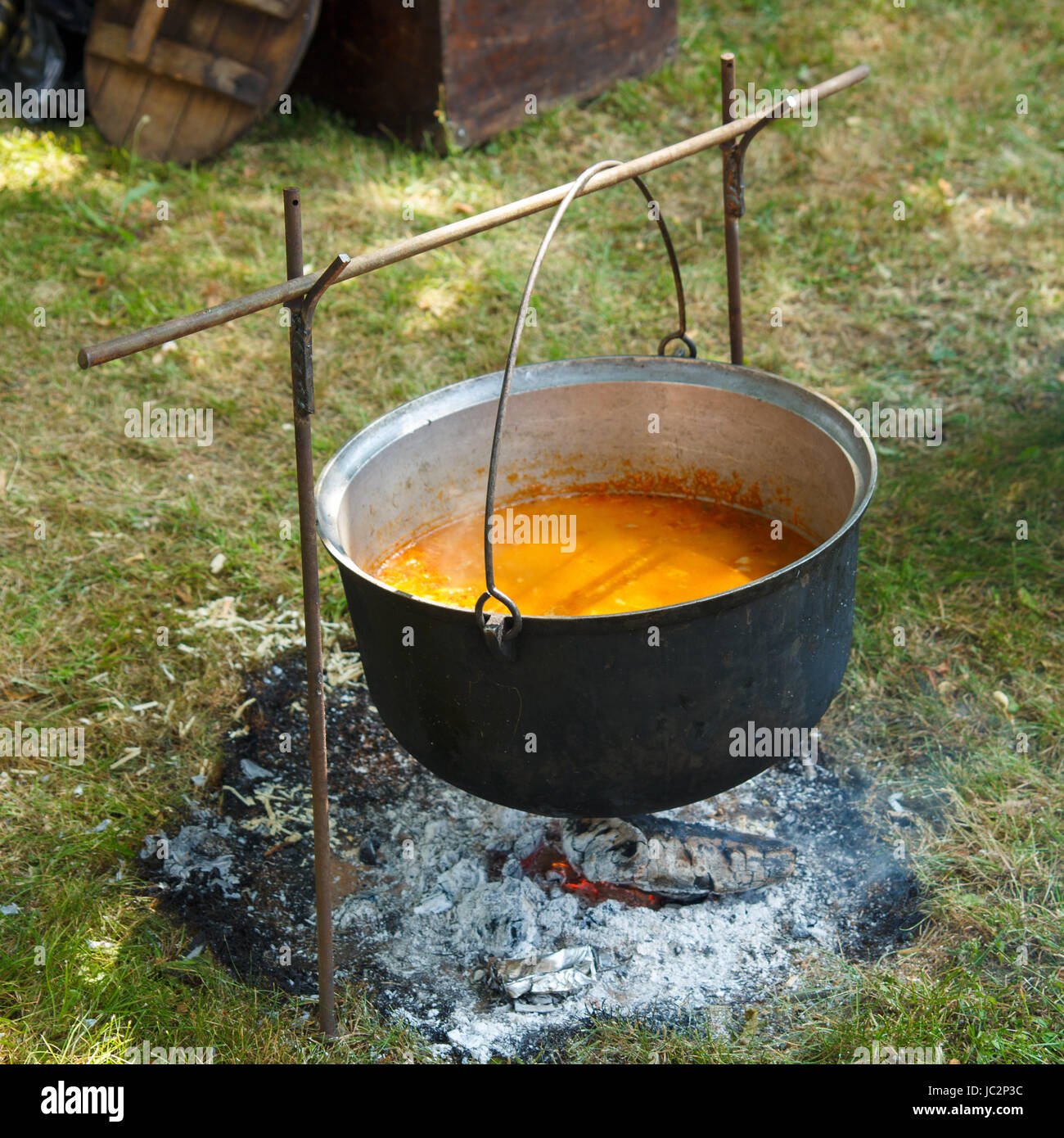 Cauldron hanging hi-res stock photography and images - Alamy