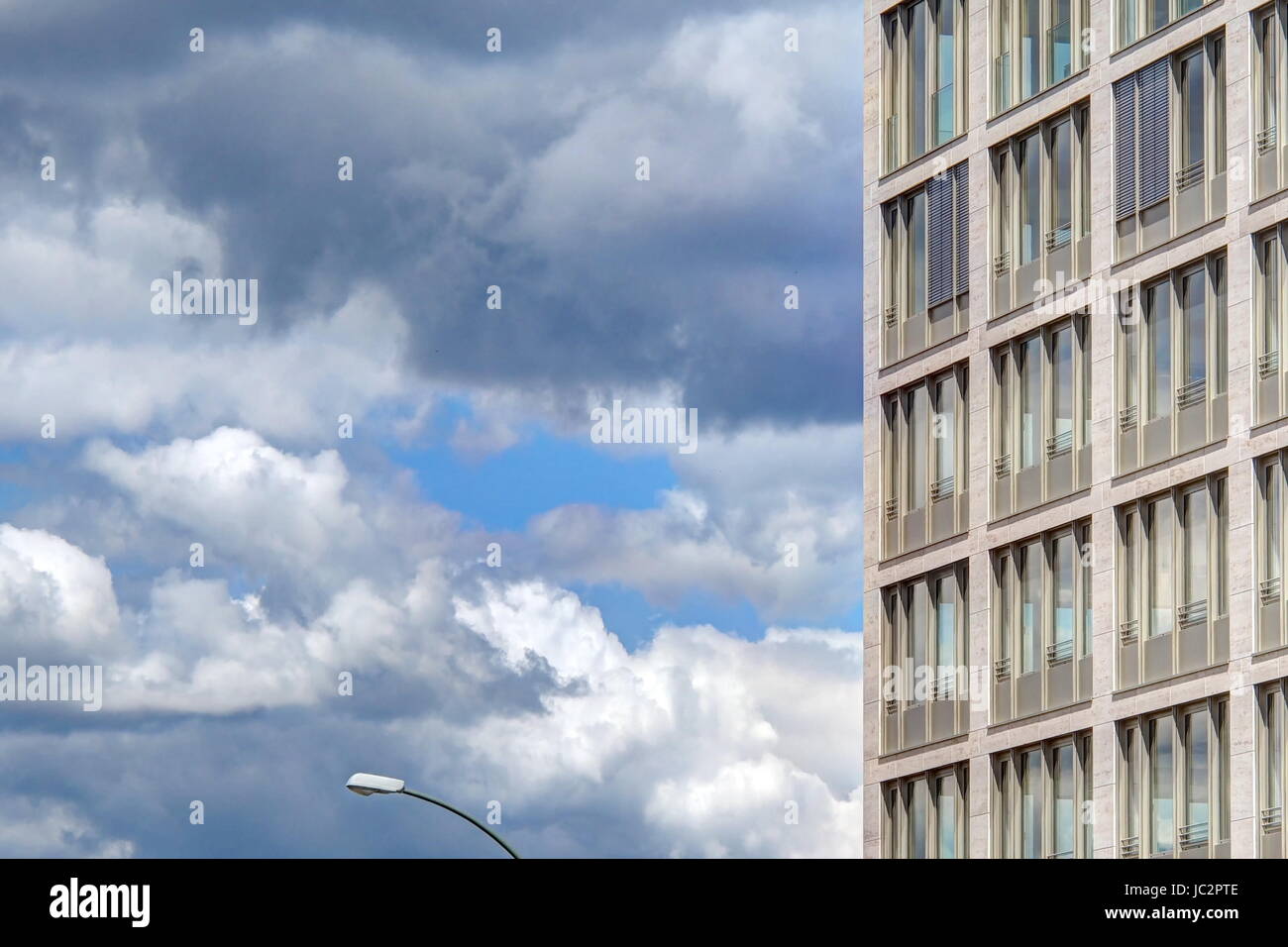 house with sky Stock Photo - Alamy