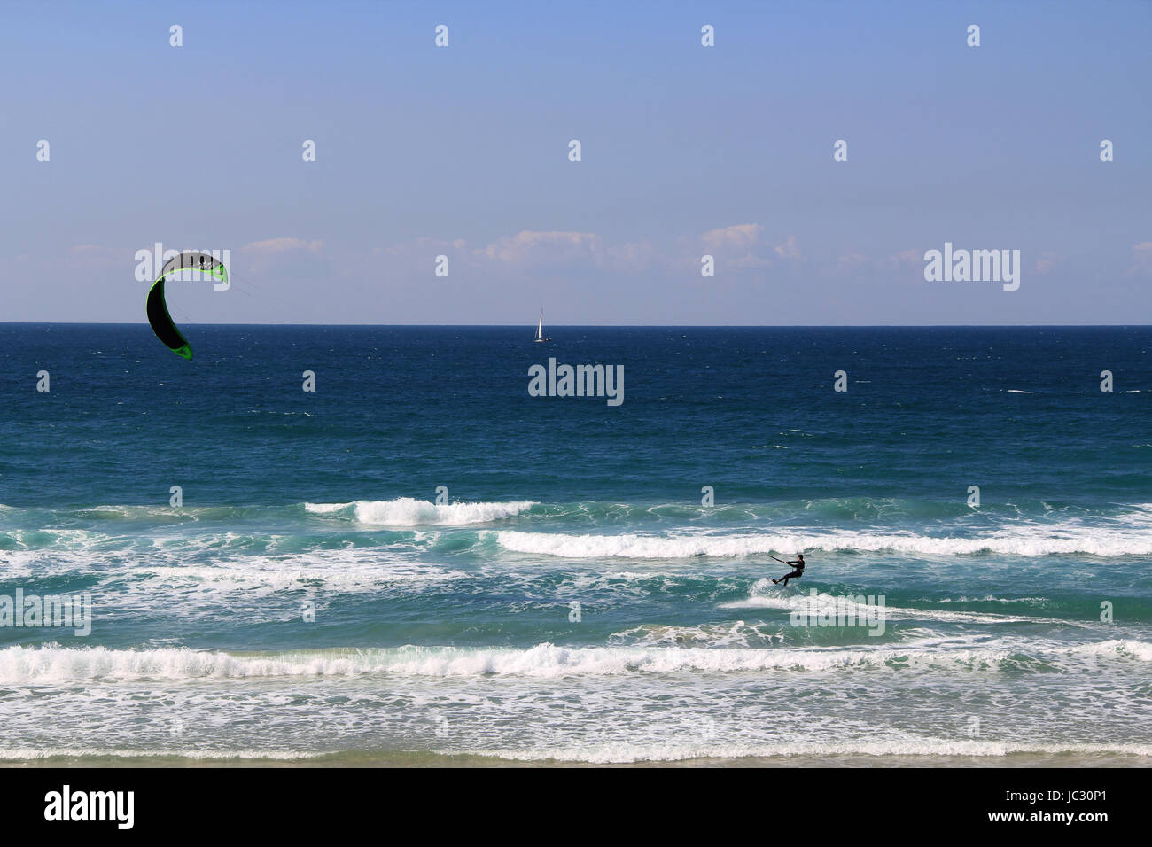 Kitesurfing seaside big waves hi-res stock photography and images - Alamy