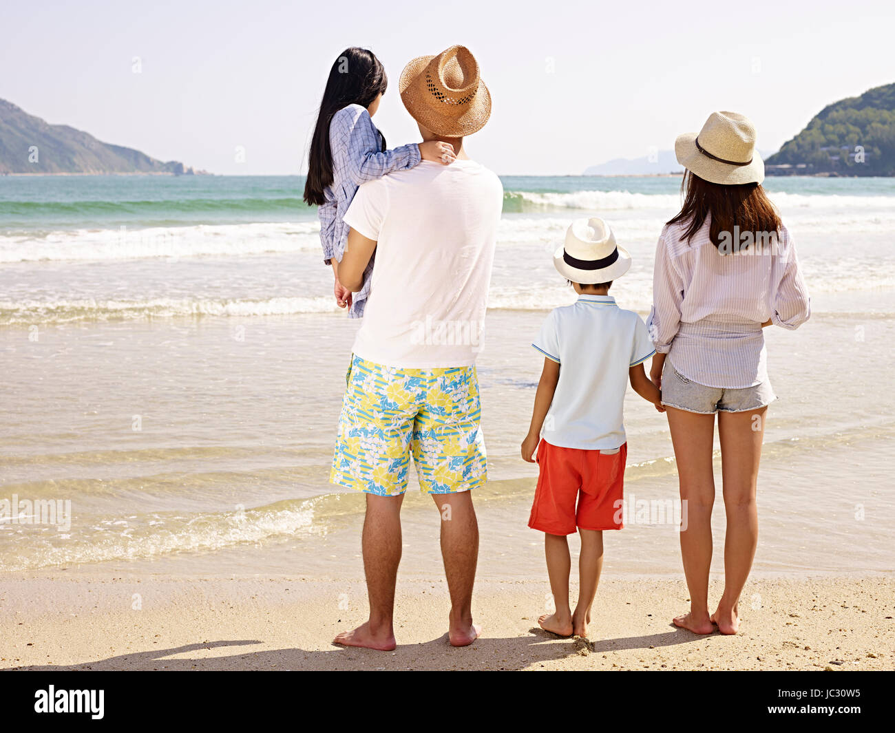Asian children family hi-res stock photography and images - Alamy