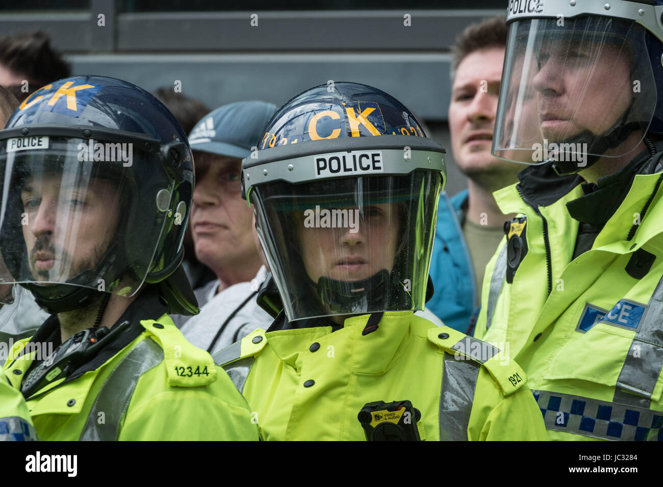 About 1,000 attend right-wing ‘Unite Against Hate' anti-Islamic march ...