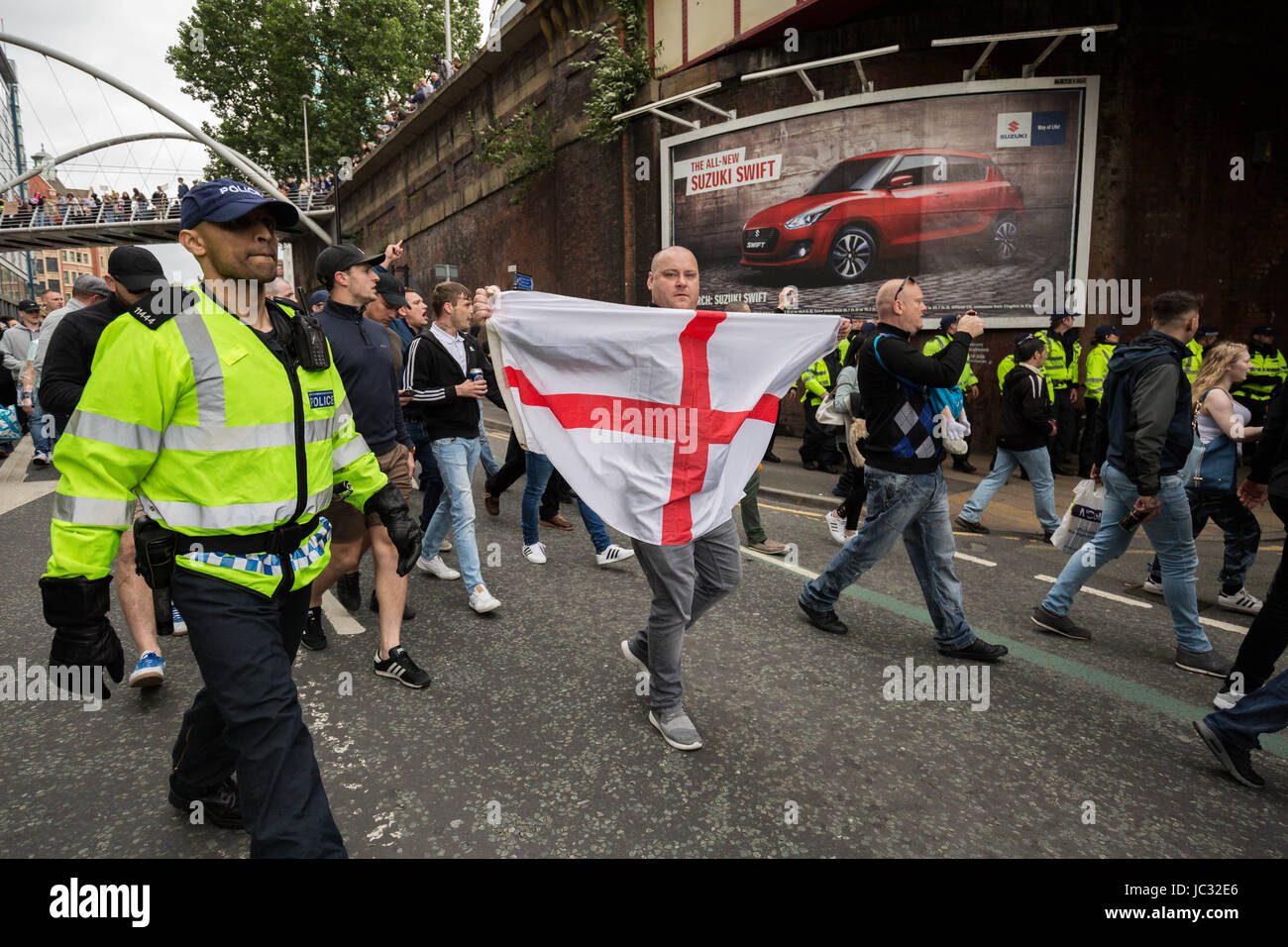 About 1,000 attend right-wing ‘Unite Against Hate' anti-Islamic march ...