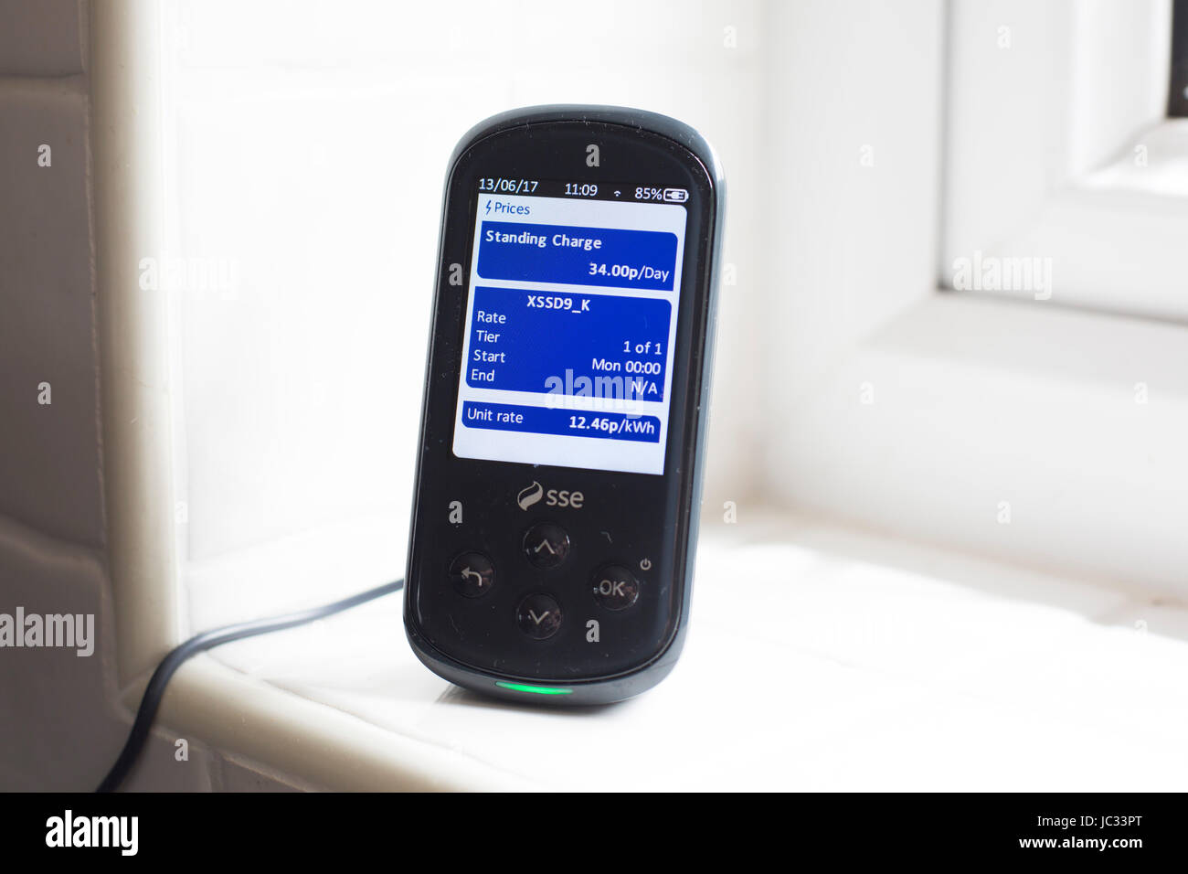 An SSE smart energy tracker device Stock Photo - Alamy