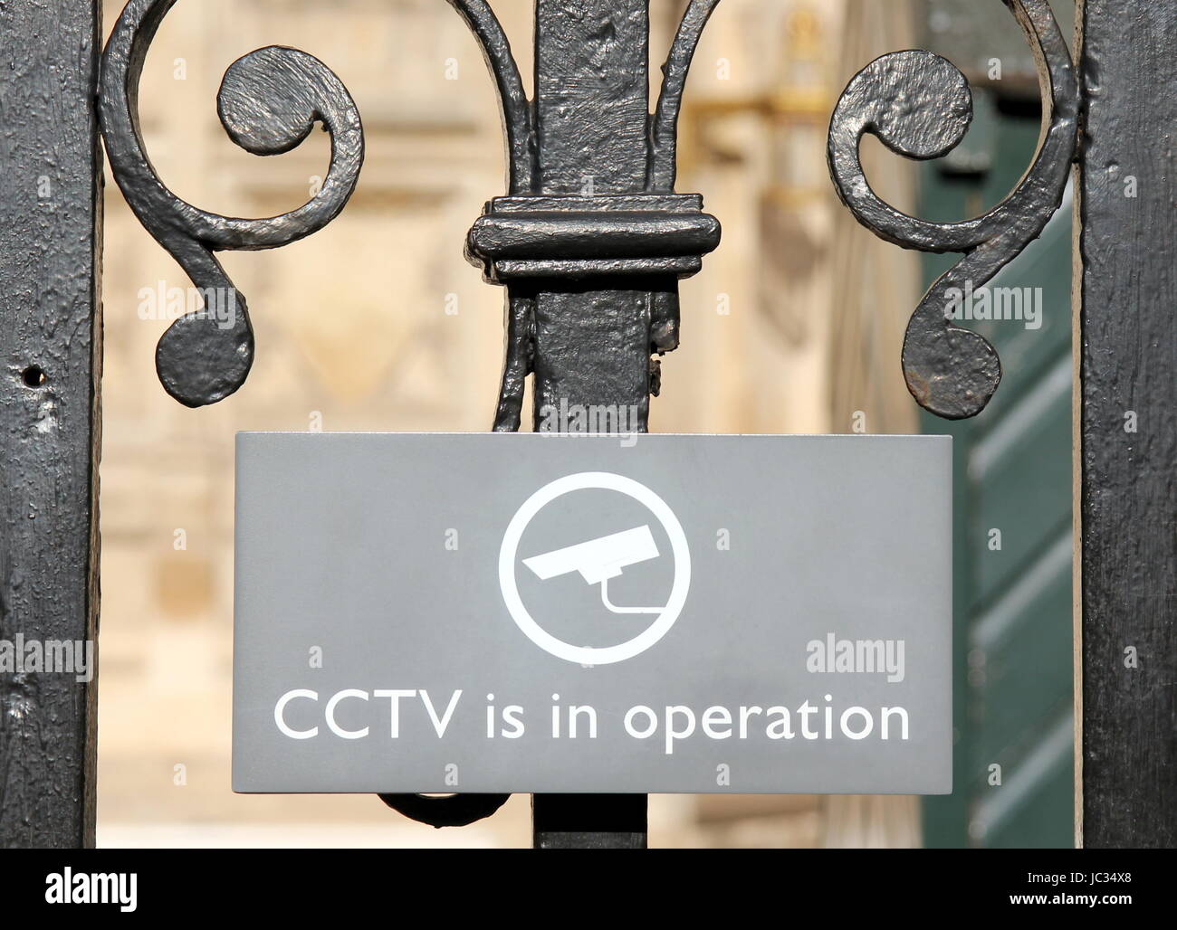 Signal monitoring hi-res stock photography and images - Alamy