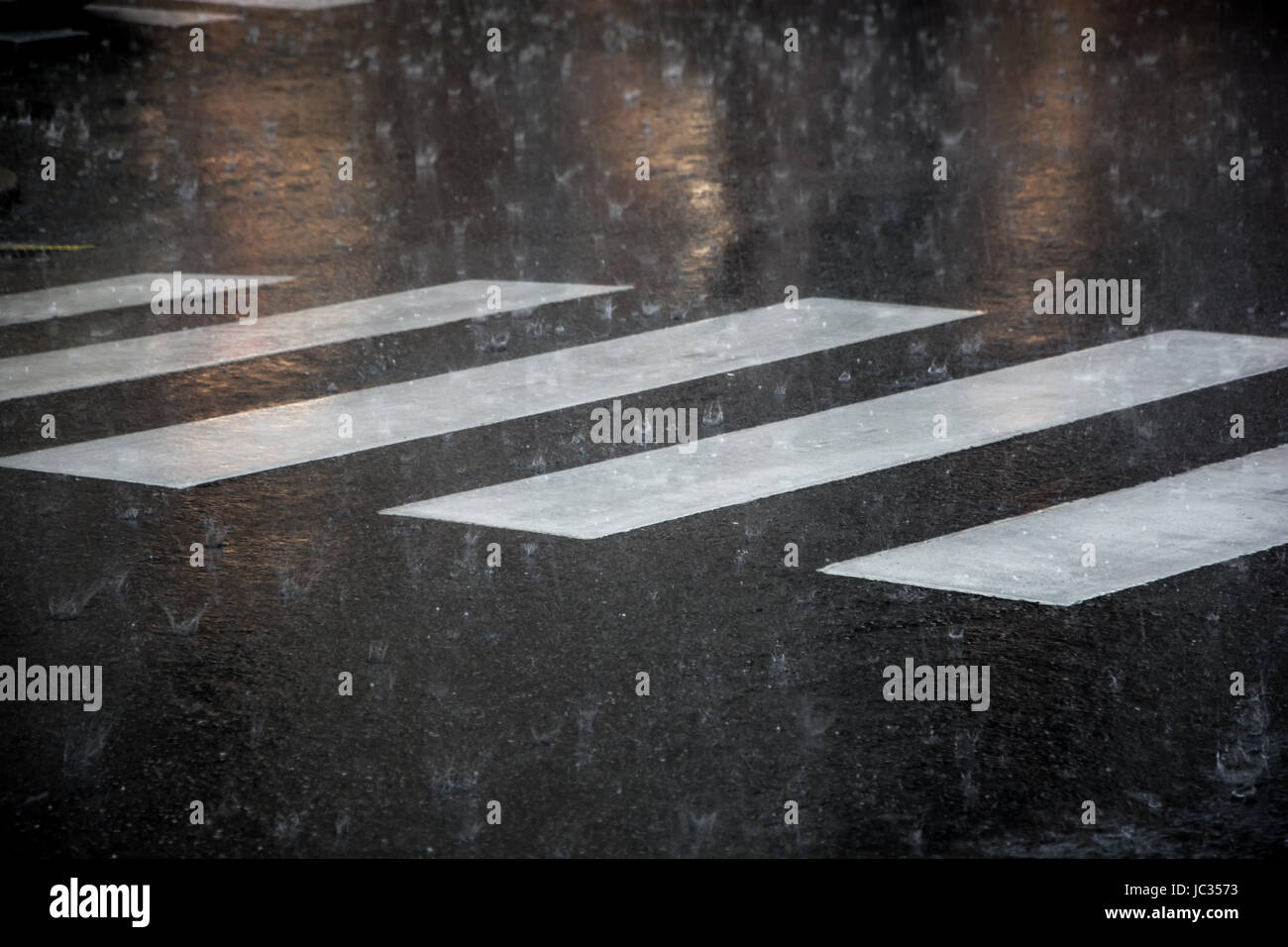 Striped pavement and water hi-res stock photography and images - Alamy