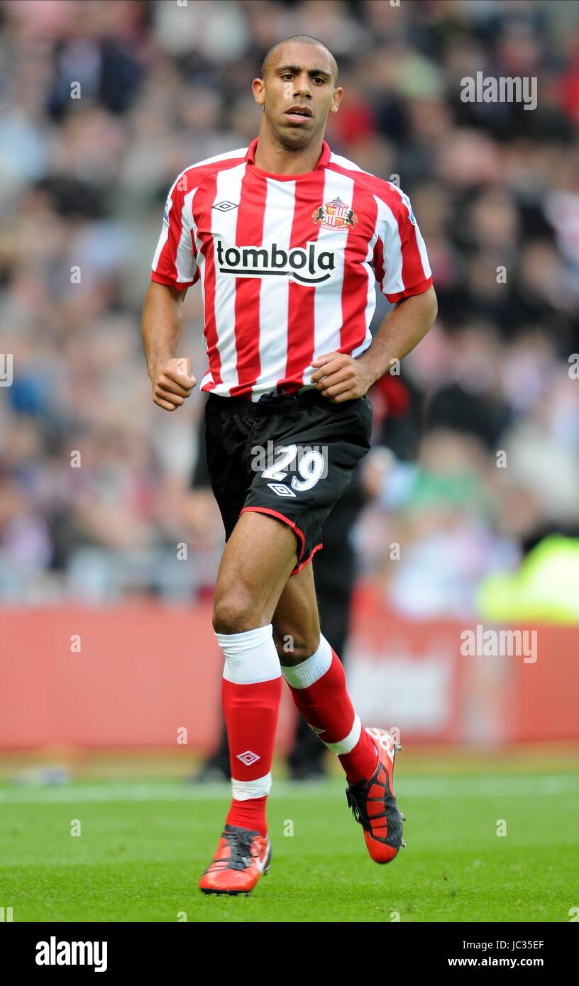 ANTON FERDINAND SUNDERLAND FC SUNDERLAND FC STADIUM OF LIGHT SUNDERLAND ...