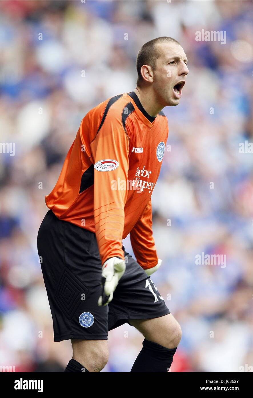 GRAEME SMITH ST.JOHNSTONE FC ST.JOHNSTONE FC IBROX GLASGOW SCOTLAND 28 ...