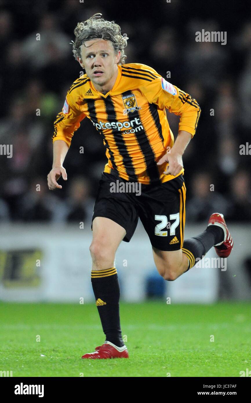 JIMMY BULLARD HULL CITY FC HULL CITY FC KC STADIUM HULL ENGLAND 14 ...
