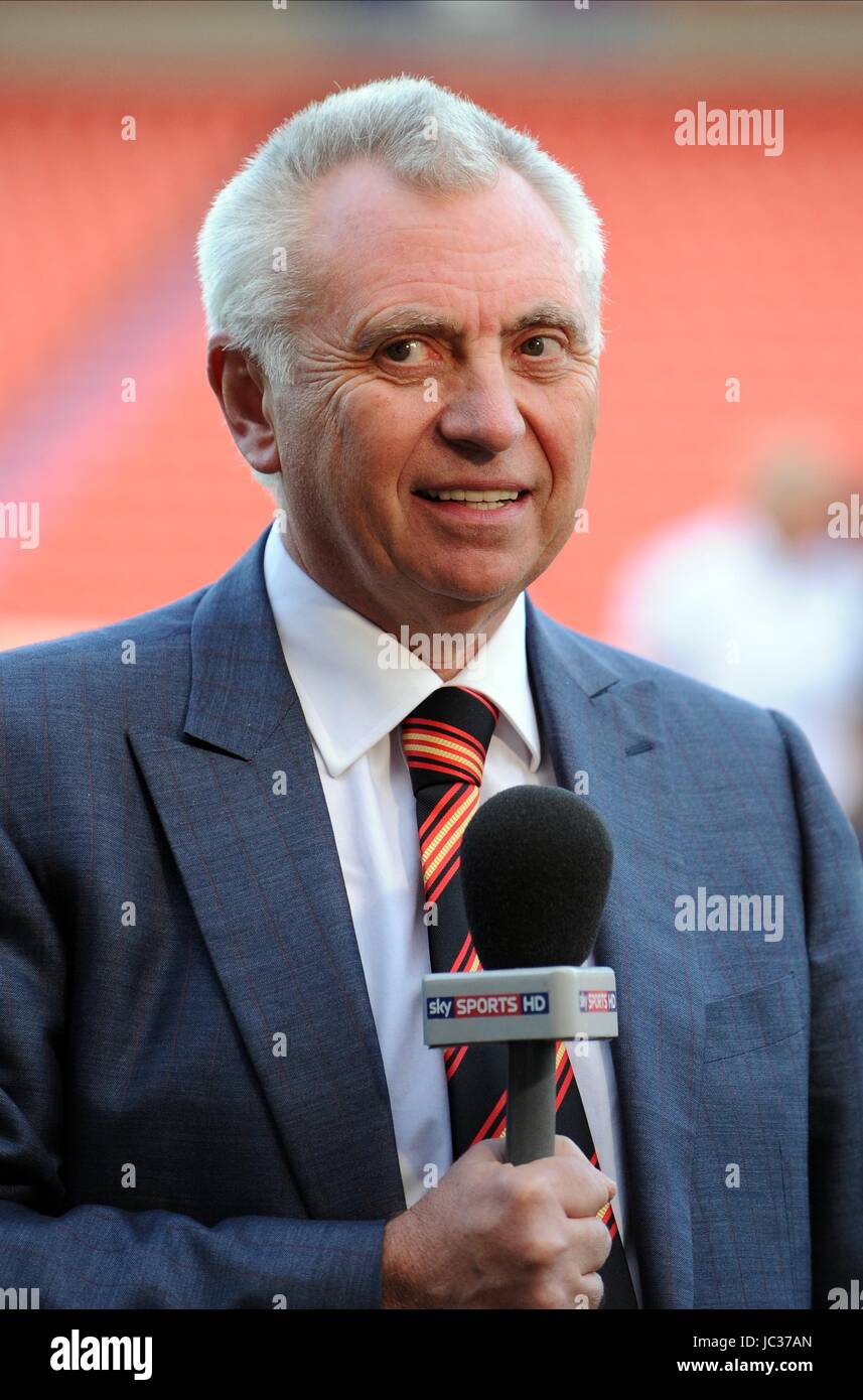 JOHN RYAN DONCASTER ROVERS CHAIRMAN KEEPMOAT STADIUM DONCASTER ENGLAND ...