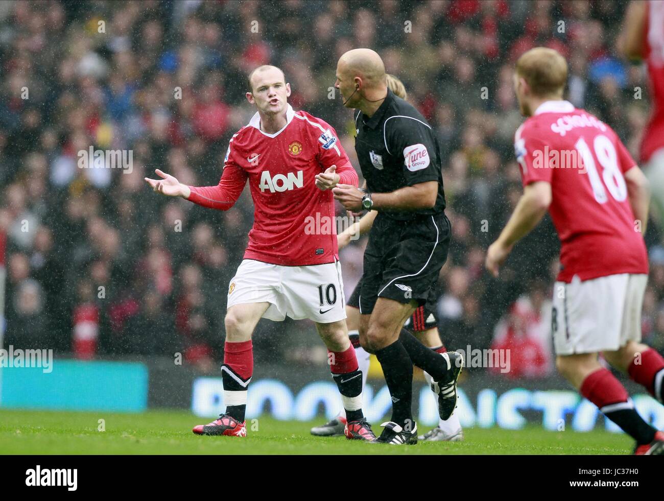 WAYNE ROONEY , HOWARD WEBB, MANCHESTER UNITED V LIVERPOOL, MANCHESTER UNITED V LIVERPOOL, 2010 ...
