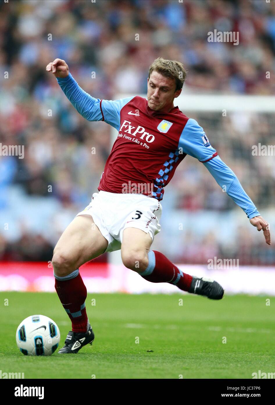 Stephen warnock villa hi-res stock photography and images - Alamy