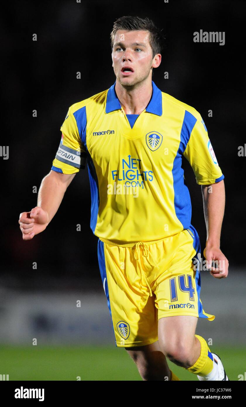 JONATHAN HOWSON LEEDS UNITED FC LEEDS UNITED FC KEEPMOAT STADIUM ...