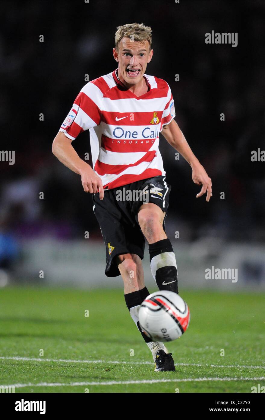 Doncaster rovers v leeds united hi-res stock photography and images - Alamy
